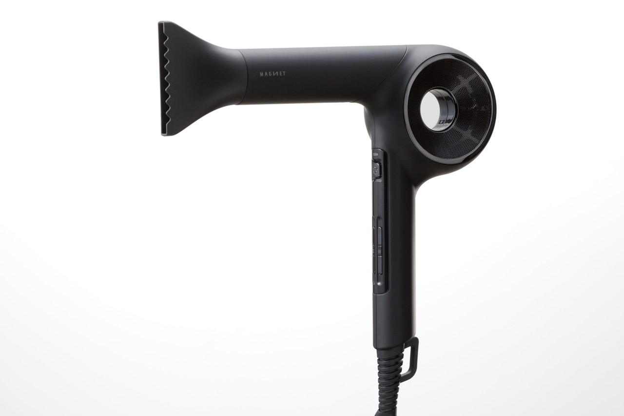 【正直回答】美容師がリアルで使っている「ドライヤーBEST5」と髪を乾かすときに注意するポイント（写真 2/15） - mimot.(ミモット)