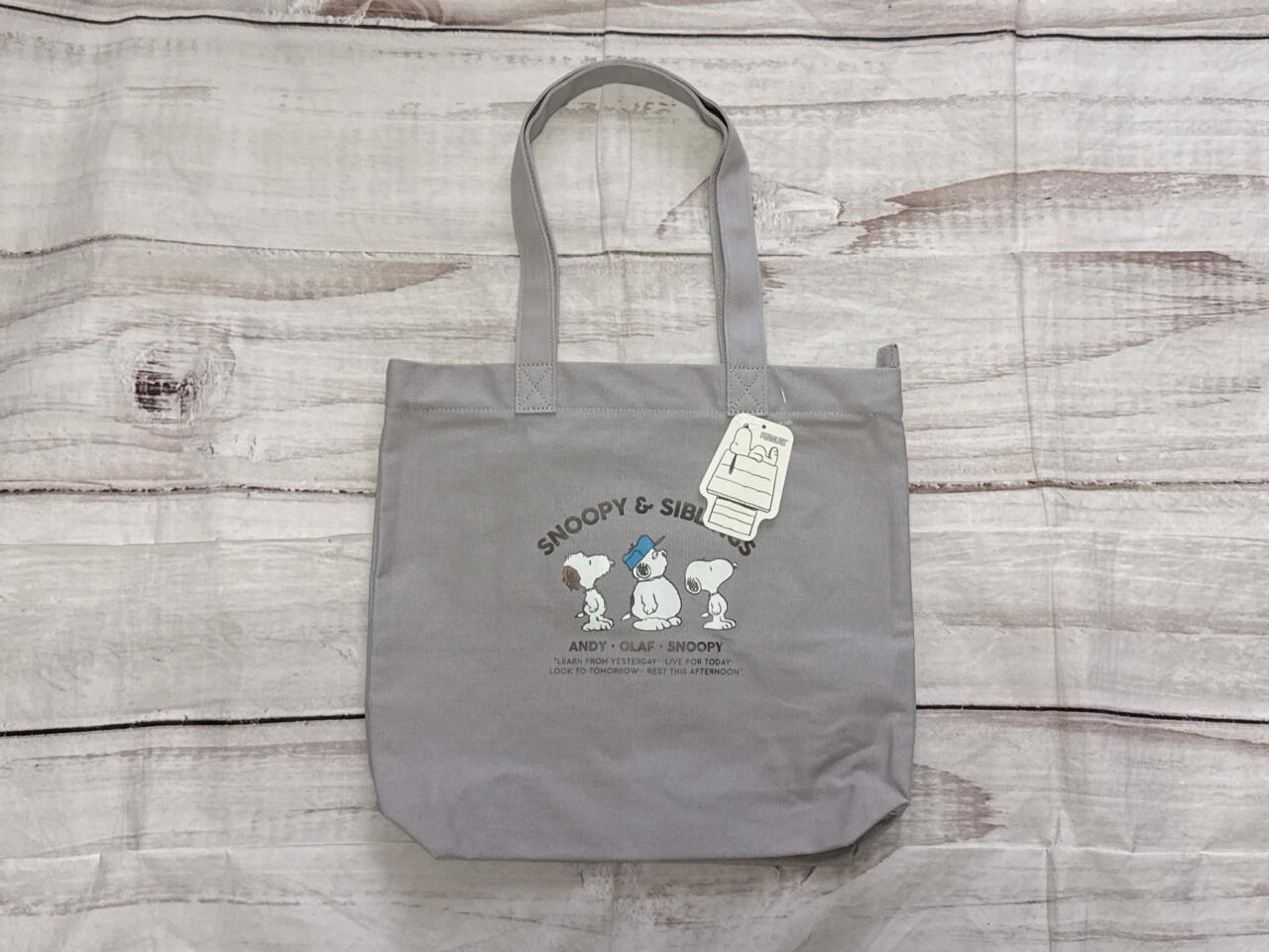 ハニーズで見つけた！ノートPCも入る「スヌーピーの大容量トートバッグ」オトナ可愛くって実用的♪（写真 3/23） - mimot.(ミモット)