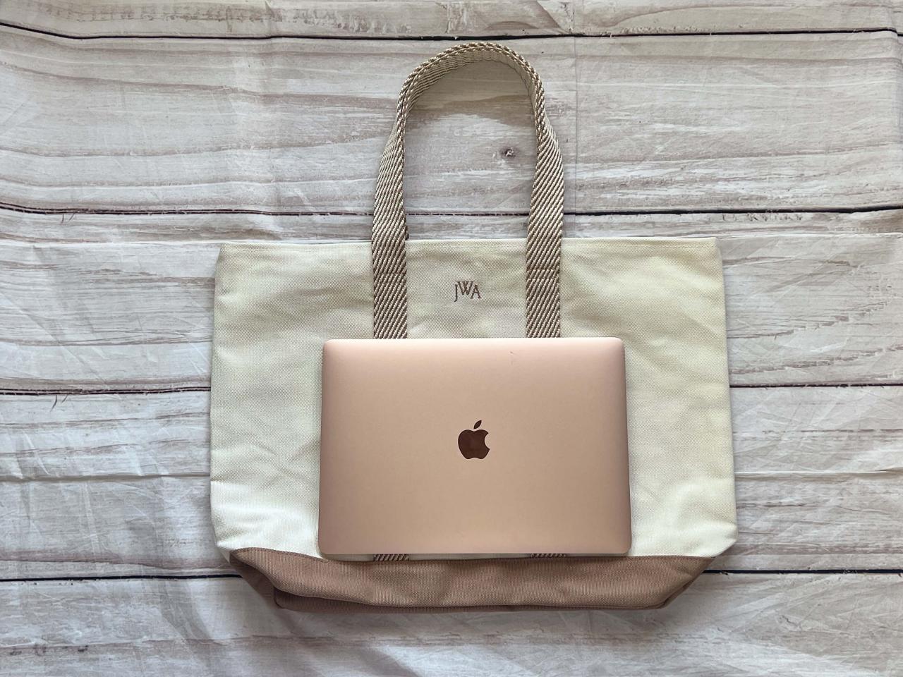 ユニクロ話題の新作バッグがおしゃれで完売しそう！想像以上の大容量トート（正直レビュー）（写真 15/24） - mimot.(ミモット)