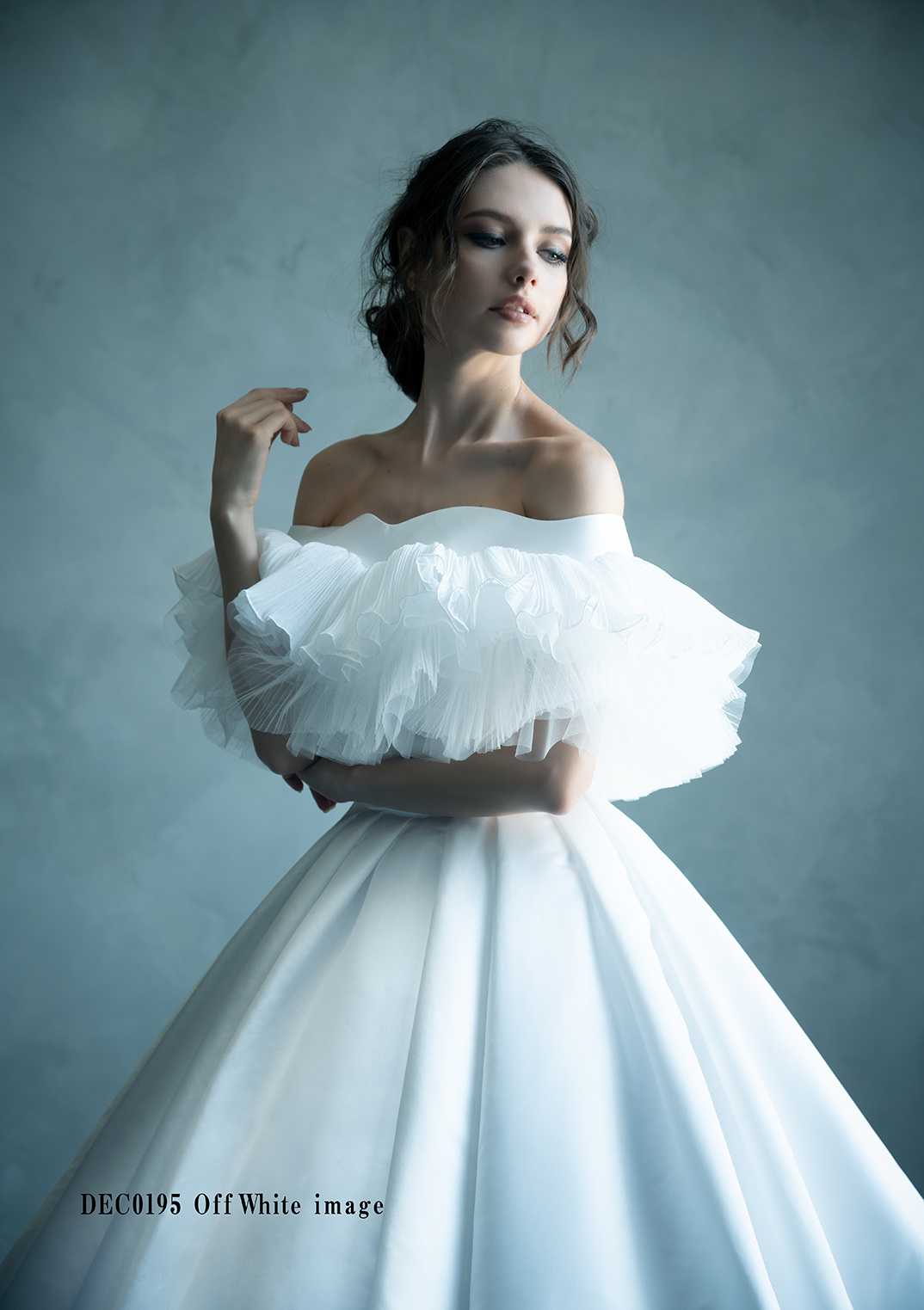 上品なシンプルさと可憐なかわいさ！「クレアデコールの新作ウェディングドレス」（写真 11/26） - mimot.(ミモット)