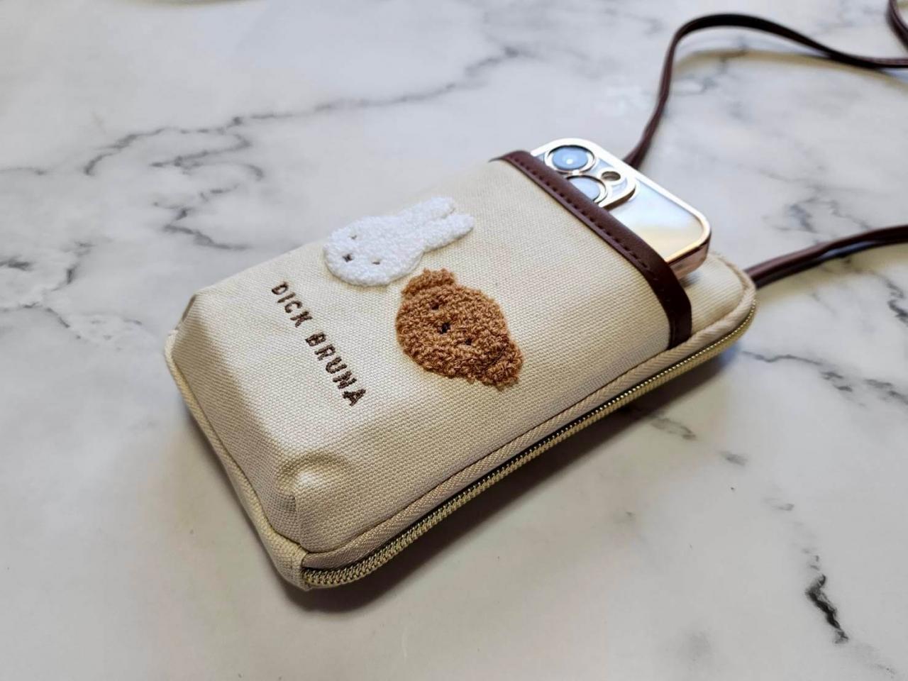 ニトリで見つけた！ミッフィーのスマホショルダーは中まで可愛くって機能性もばっちり♪（写真 33/35） - mimot.(ミモット)