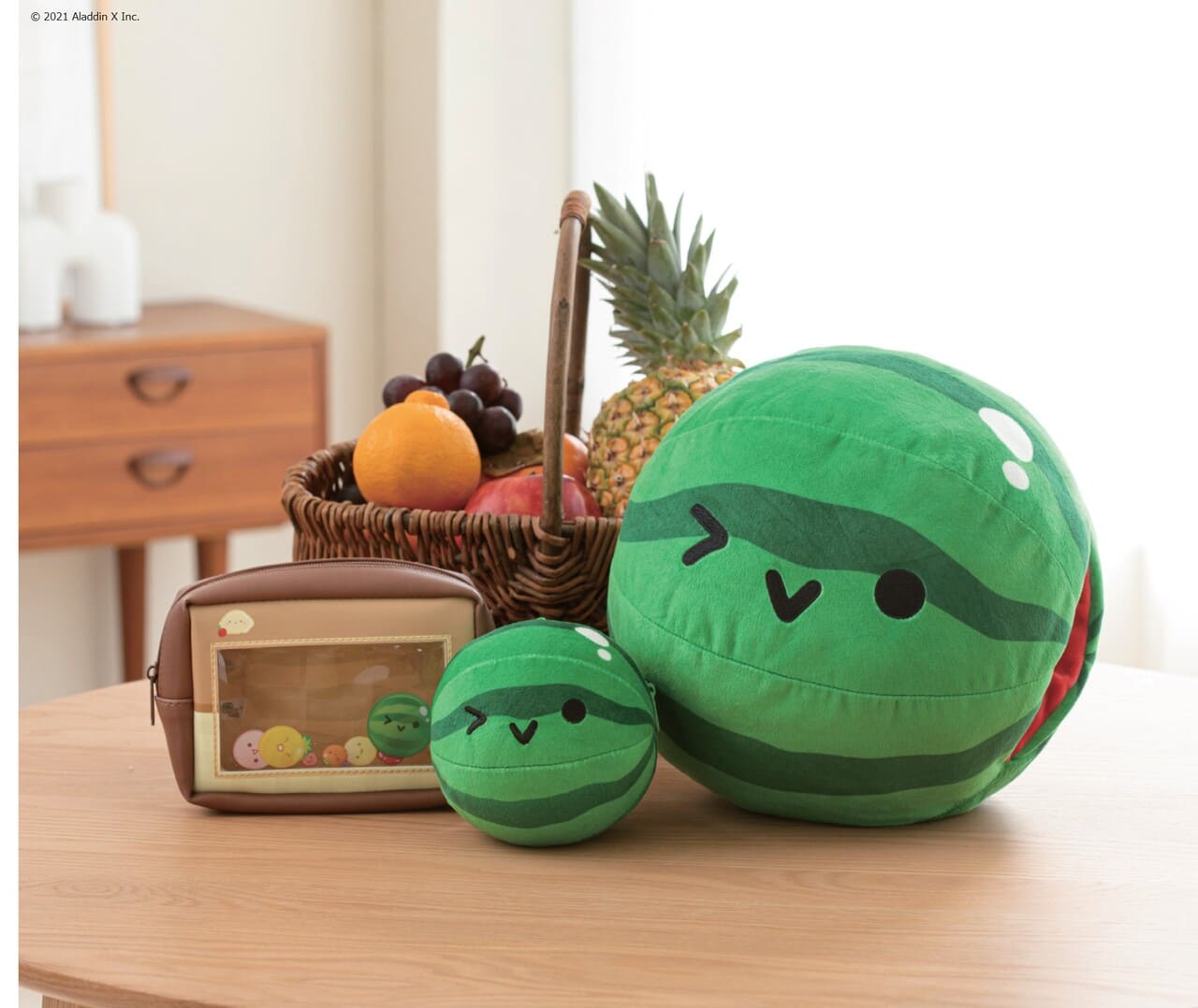 スイカゲームから飛び出してきちゃった！激かわアイテム付き初の公式本が出るよ（全3冊）（写真 8/19） - mimot.(ミモット)