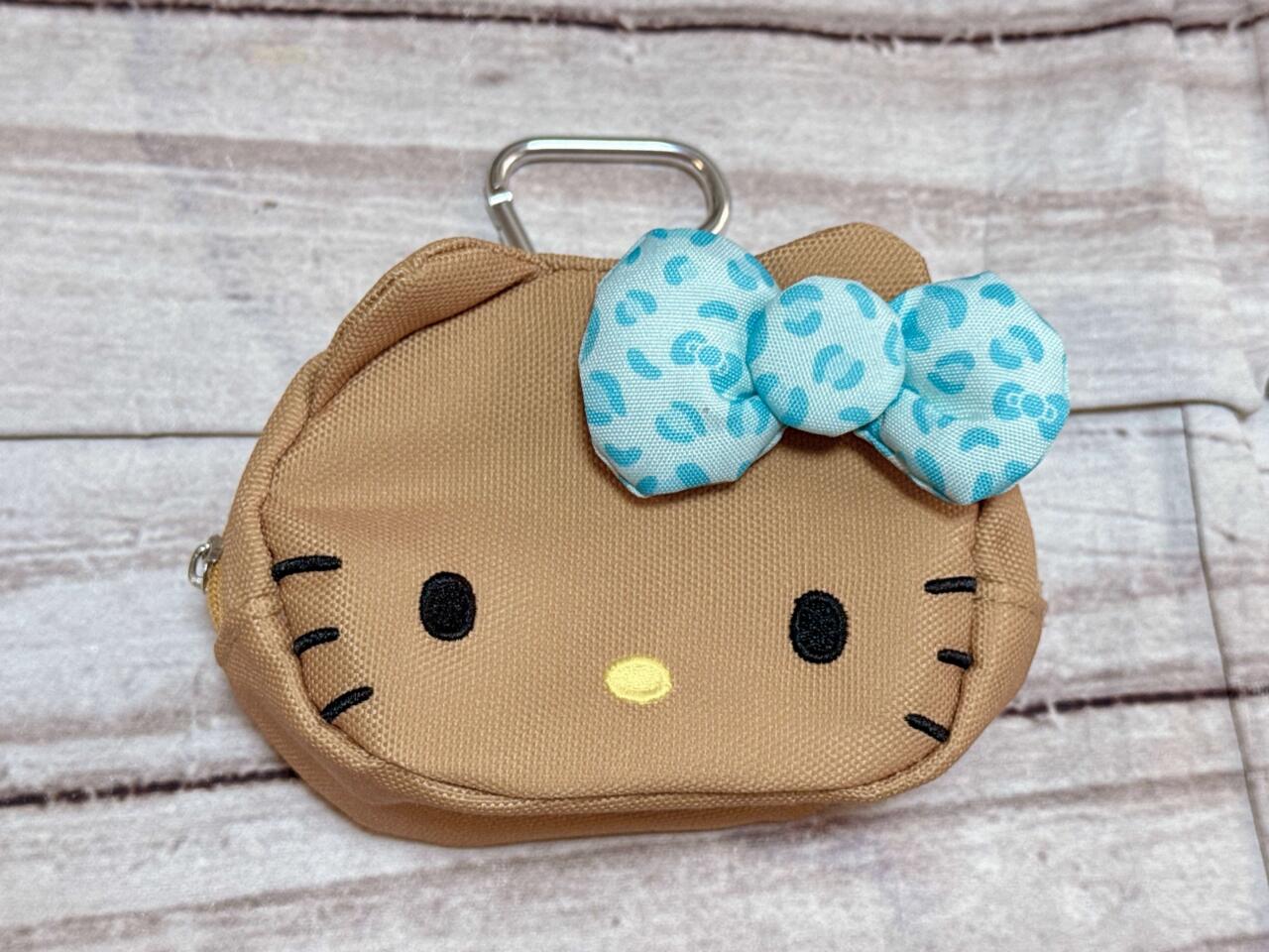 日焼けキティちゃんのポーチチャームが付録で出たよ！リボン＆カラビナもかわいい全2種類♪（写真 5/35） - mimot.(ミモット)