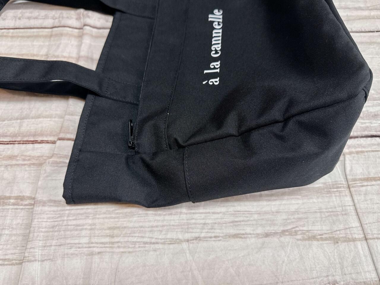 しまむらから超優秀「新作バッグ」出たよ！“使いやすさにこだわった”大容量トートをレビュー♪（写真 14/33） - mimot.(ミモット)