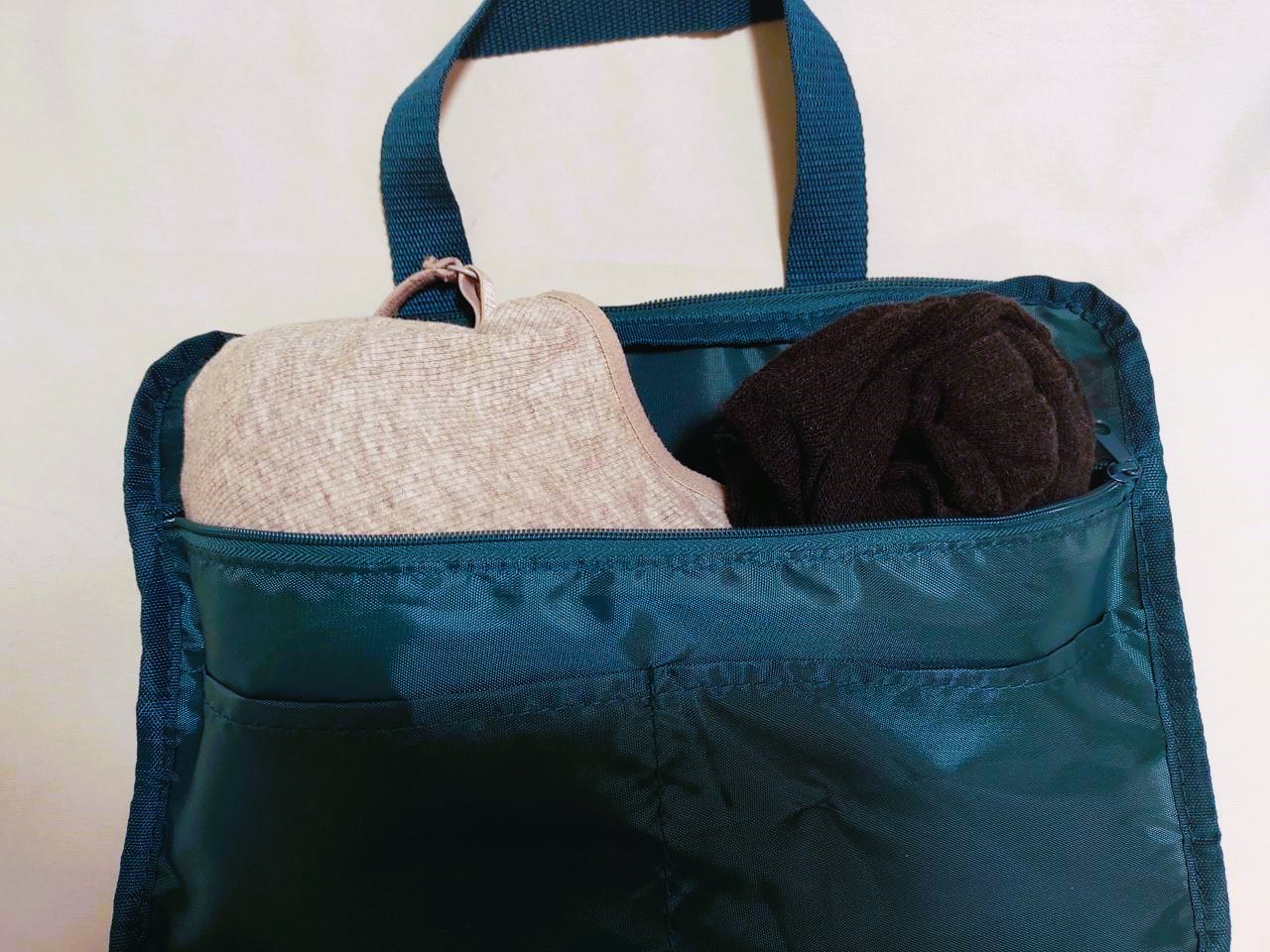 便利なMOOMIN付録が登場！おすすめはミイの圧縮ポーチとPCが入るマルチバッグ（写真 15/42） - mimot.(ミモット)