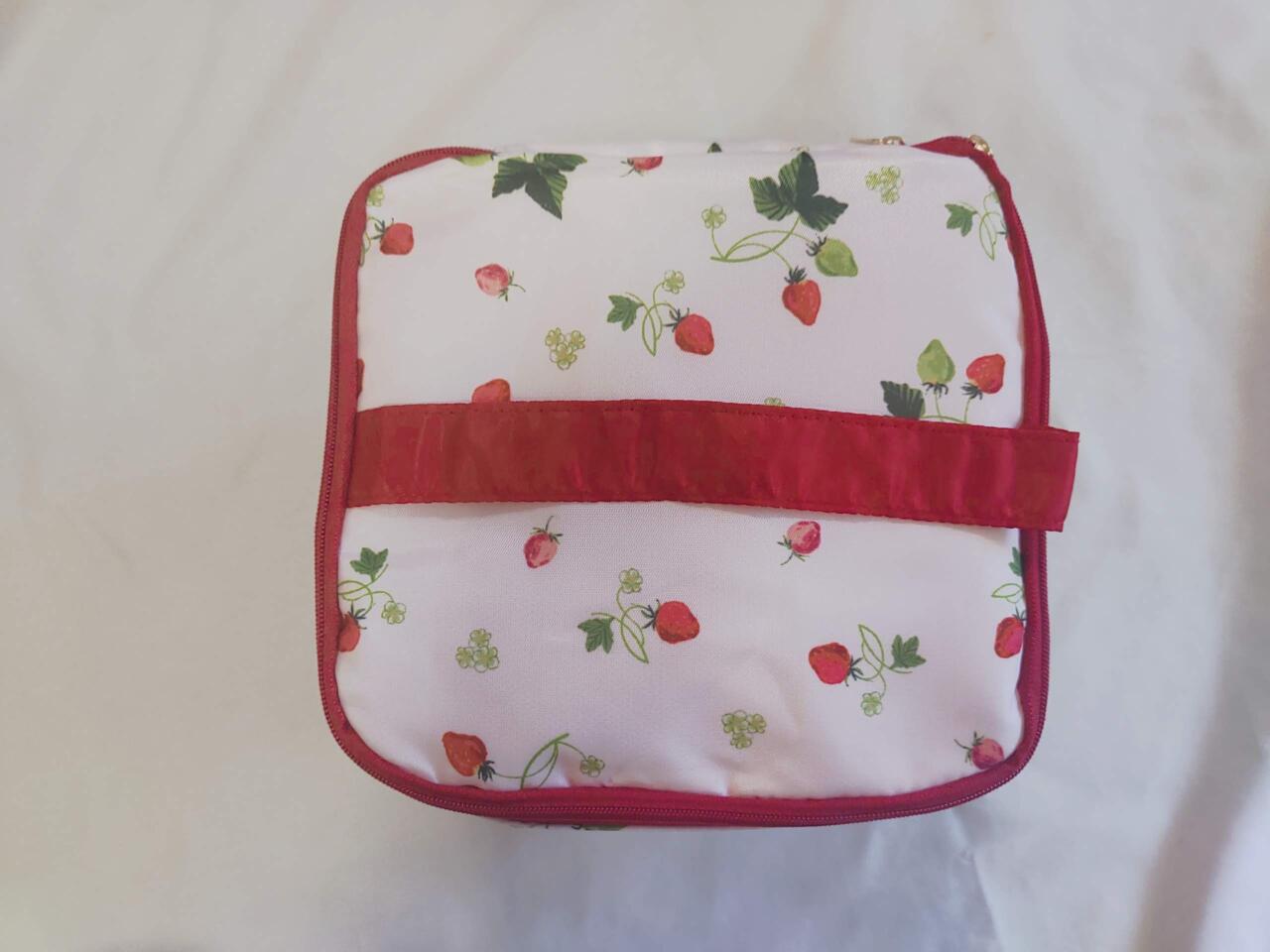 【ゼクシィ最新付録】イチゴ柄がキュートなAfternoon Tea LIVINGのコラボ付録だよ♪（写真 8/23） - mimot.(ミモット)