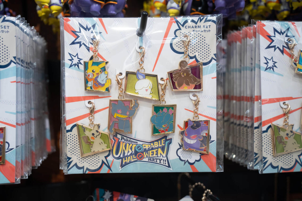 バッグやファッショングッズが大充実！【ポケモン×ハロウィーン】USJ限定グッズに注目♪（写真 26/79） - mimot.(ミモット)