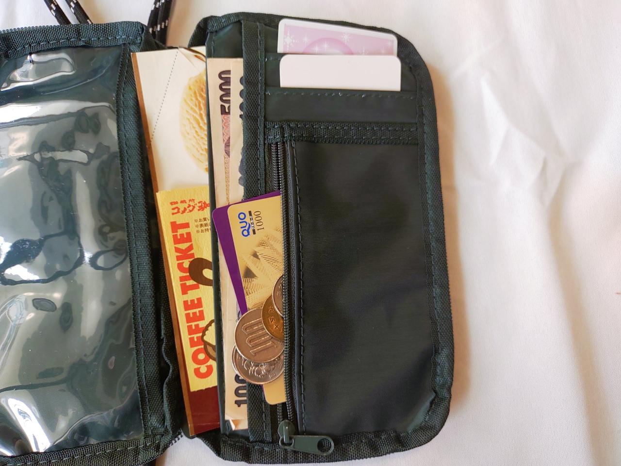 【Traditional Weatherwear】スマホケースやお財布にもなる！「撥水加工付きポシェット」がかなり優秀♪（付録レビュー）（写真 10/17） - mimot.(ミモット)
