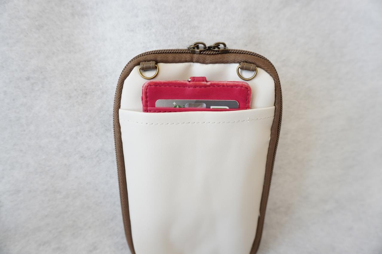 リラックマ×コンビニ限定の「スマホショルダー」がふわもこで大人カワイイ！（写真 11/25） - mimot.(ミモット)