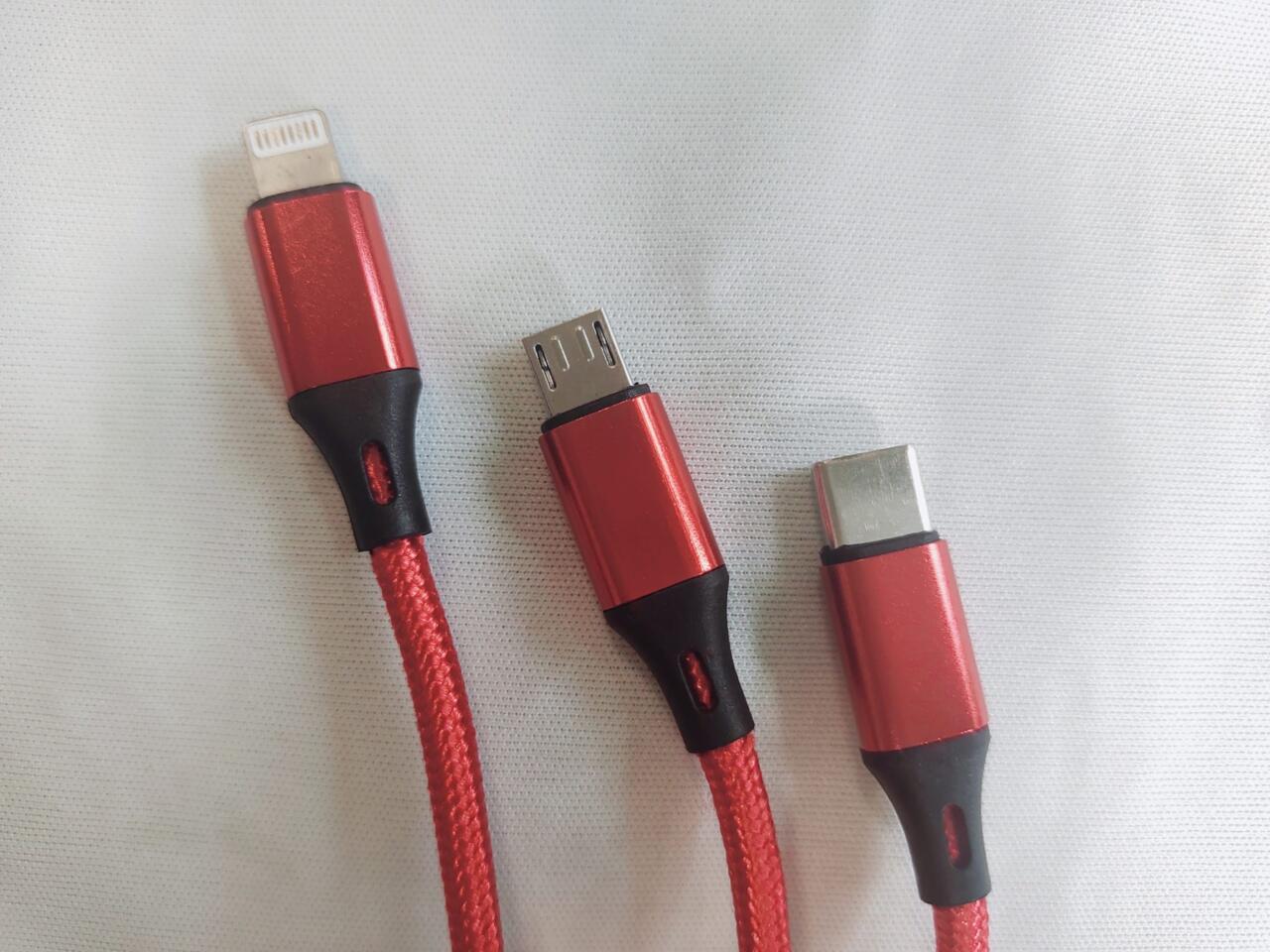 【ハローキティ最新付録】USBケーブルなど豪華すぎる「デジタルグッズ4点セット」を試してみた♪（写真 14/25） - mimot.(ミモット)