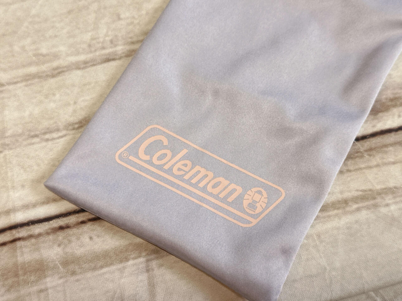 Colemanの調光サングラスが付録で登場！めがねふきにもなる巾着ケースもセットだよ♪（写真 10/33） - mimot.(ミモット)