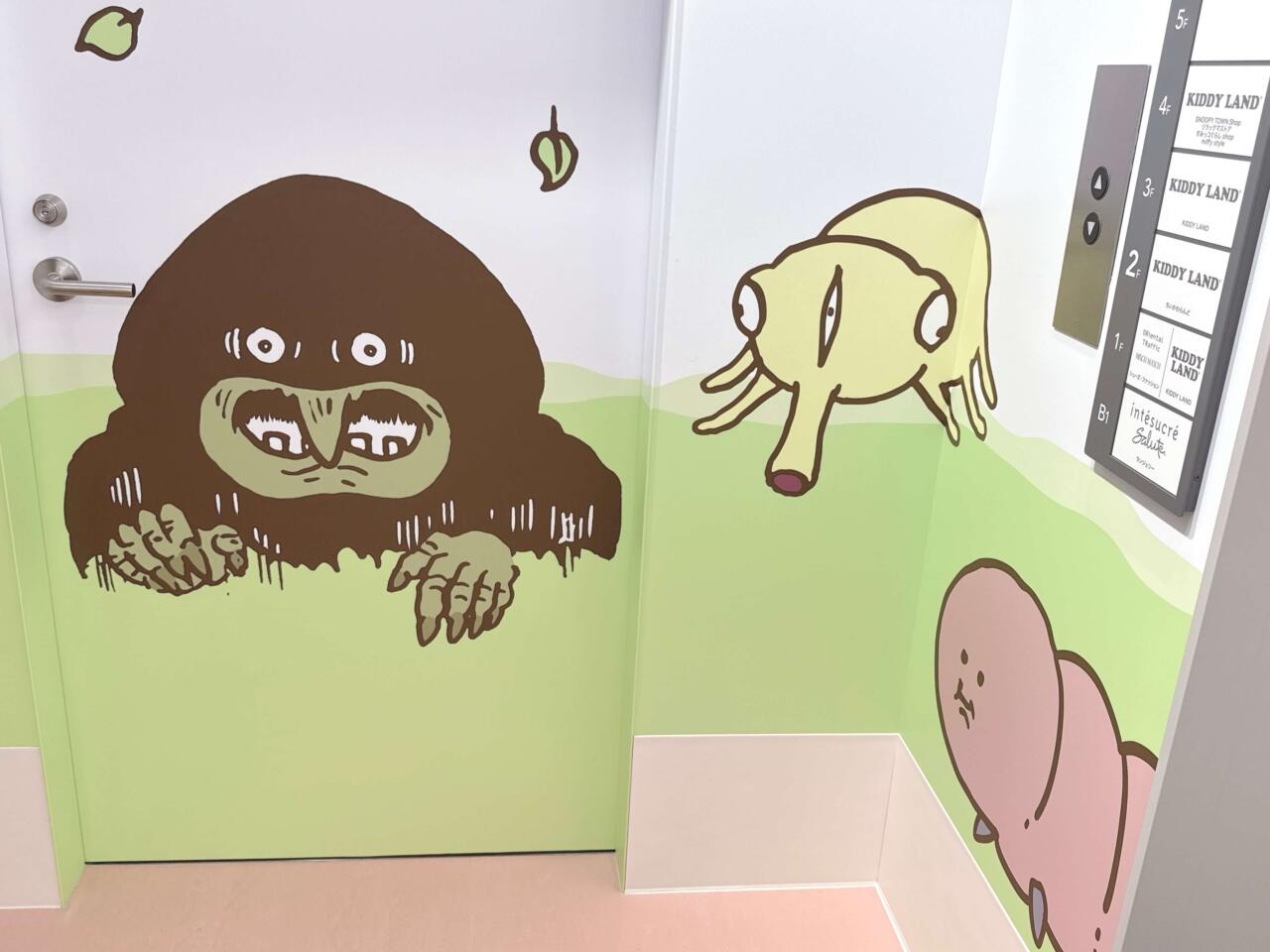 ついにオープン！「ちいかわらんど新宿店」に度肝を抜かれた…見どころはエモすぎるココ♪（写真 51/65） - mimot.(ミモット)