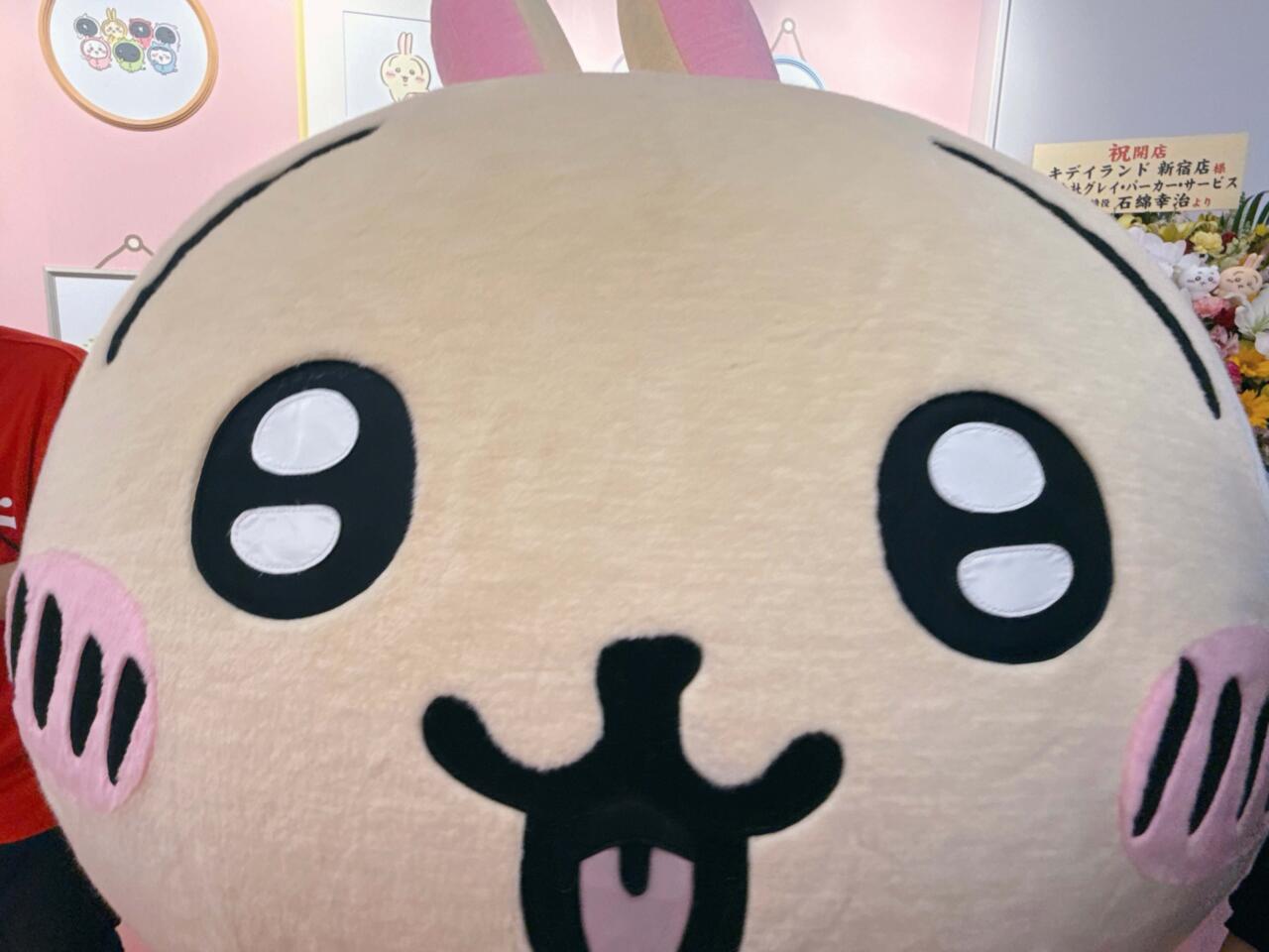 ついにオープン！「ちいかわらんど新宿店」に度肝を抜かれた…見どころはエモすぎるココ♪（写真 65/65） - mimot.(ミモット)