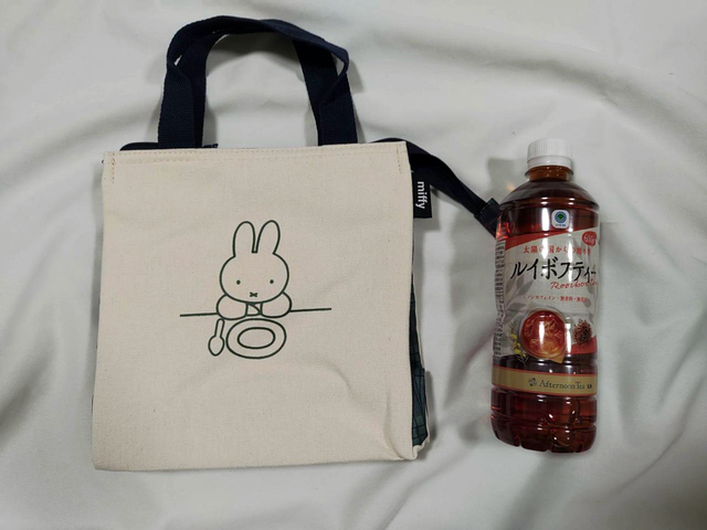 セブン‐イレブンで買える♪ ミッフィーのトートバッグはマチ広で使いやすい！「SPRiNG」付録レビュー（写真 4/13） - mimot.(ミモット)