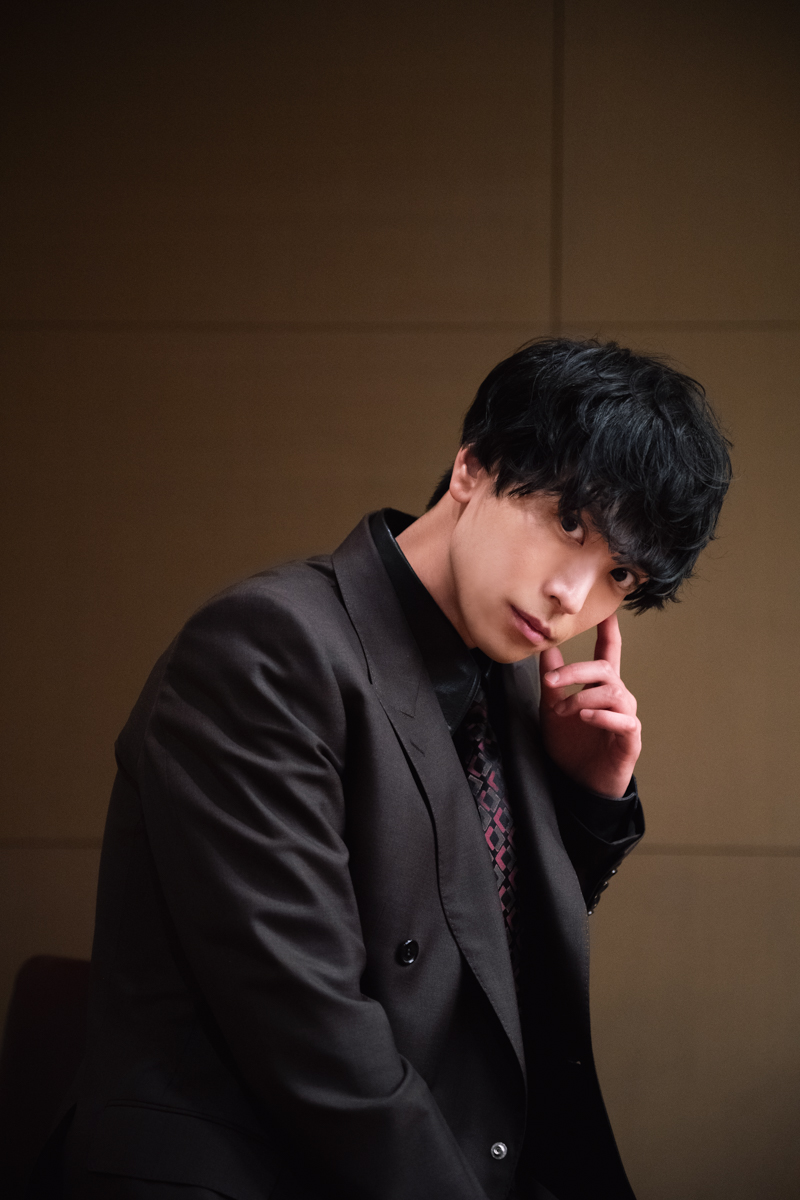 黒羽麻璃央が明かす、『劇場版 君と世界が終わる日に FINAL』撮影ウラ話&今年やってみたいこと（写真 5/24） - Medery.