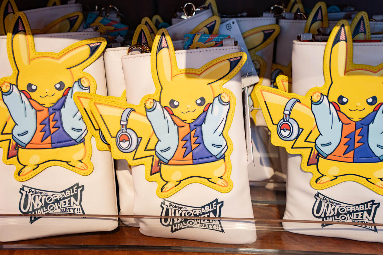 バッグやファッショングッズが大充実！【ポケモン×ハロウィーン】USJ限定グッズに注目♪（写真 12/79） - mimot.(ミモット)