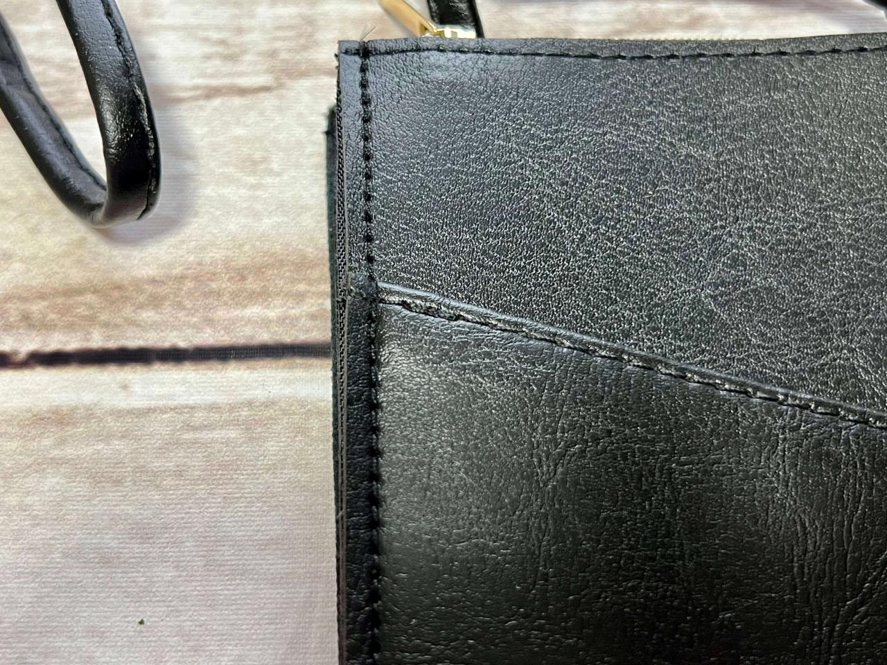 高級感がすごい！スヌーピーの付録2点セットが登場『GLOW×コンビニ限定』（写真 9/34） - mimot.(ミモット)