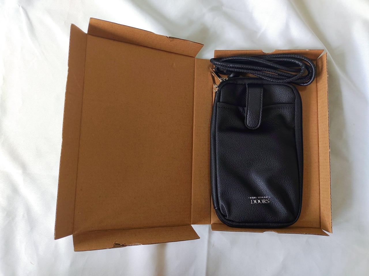 【MonoMaxの付録】人気ブランドのスマホショルダーがめちゃ機能的＆高級感あり！（写真 4/21） - mimot.(ミモット)