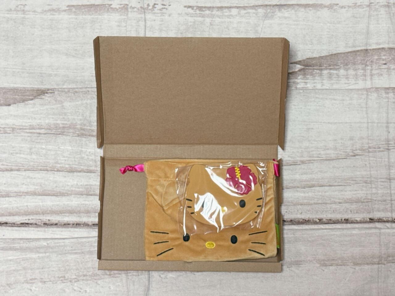 完売続出！日焼けキティちゃんのポーチ＆ミラー付録が大人気！見かけたら即ゲットしてね♪（写真 4/37） - mimot.(ミモット)