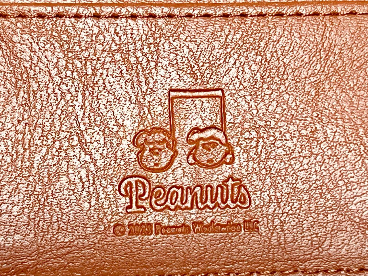 高級感あるスヌーピーのコンパクト財布がコンビニで買えるよ！細部までオシャレ♪（写真 17/30） - mimot.(ミモット)