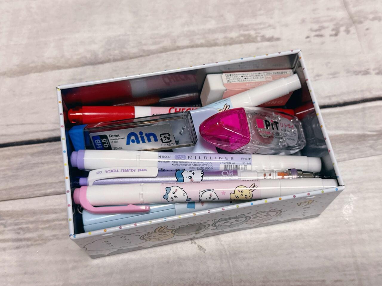 ちいかわのお菓子缶がローソンで買えるよ！闇深くも可愛すぎるおすすめ2選♪（写真 38/39） - mimot.(ミモット)