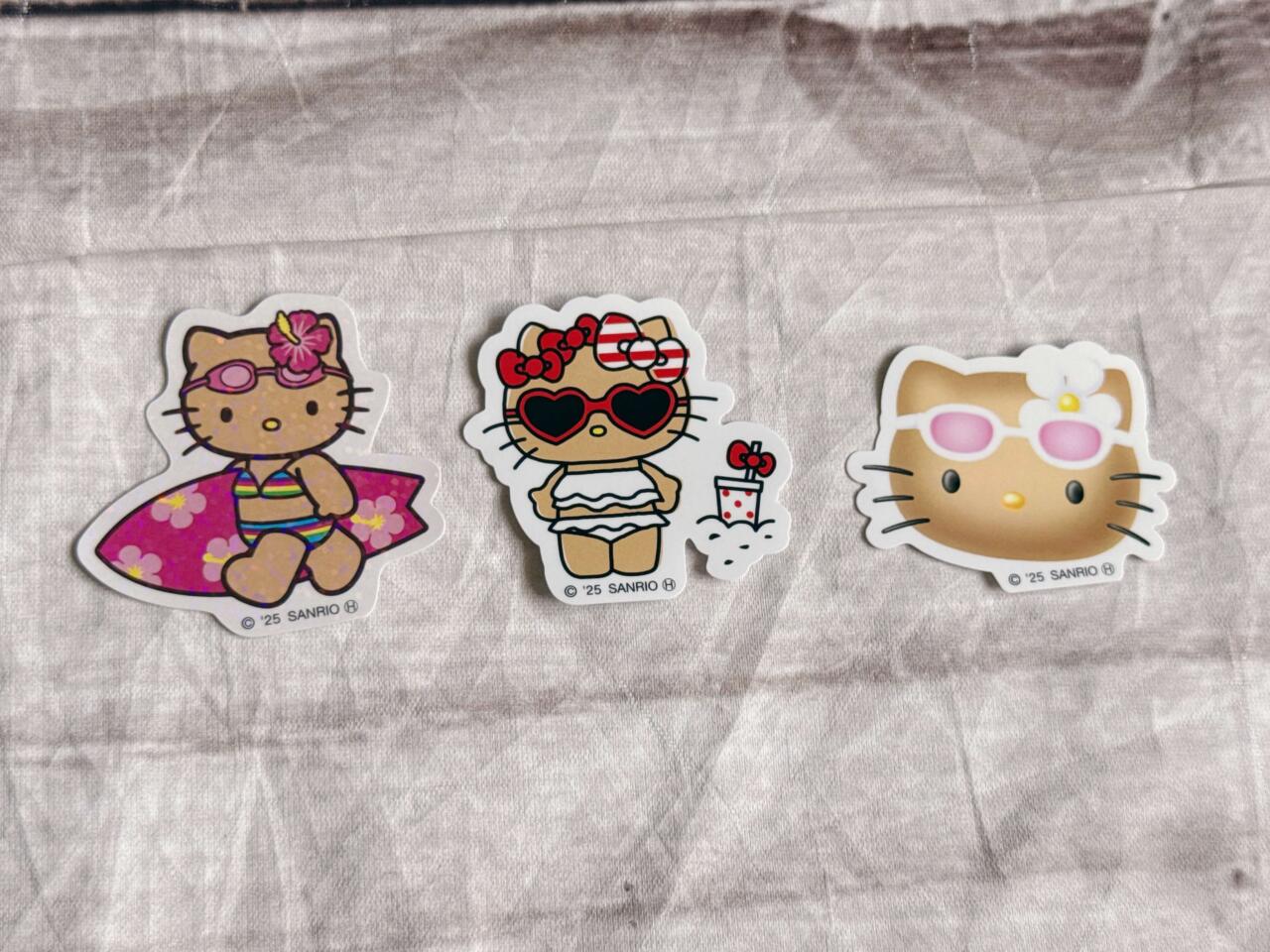 大人かわいいハローキティ付録でたよ！ぬいぐるみポーチチャームとトートバッグの2種類♪（写真 11/34） - mimot.(ミモット)