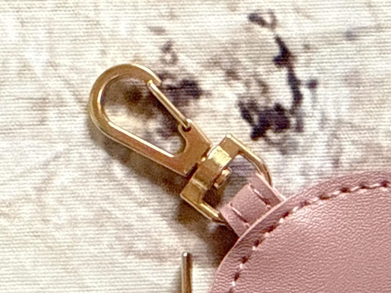 JILL by JILL STUARTの超優秀バッグ付録！ポーチチャーム付き＆裏地までこだわり満載♪（写真 23/35） - mimot.(ミモット)