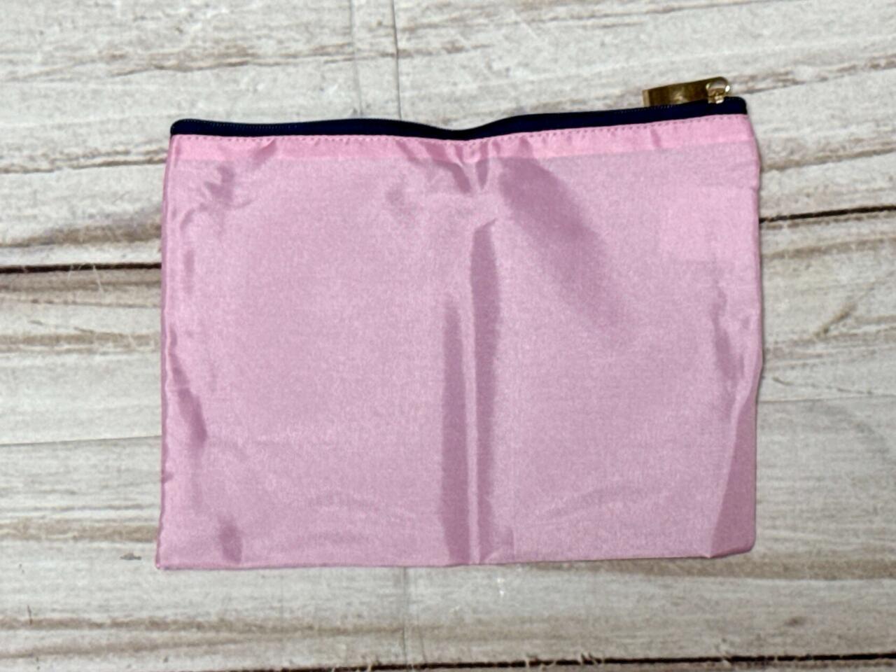 【PEANUTS最新付録】スヌーピーのポーチ2点セットがかわいくて便利！旅行にも持っていきたい♪（写真 10/27） - mimot.(ミモット)