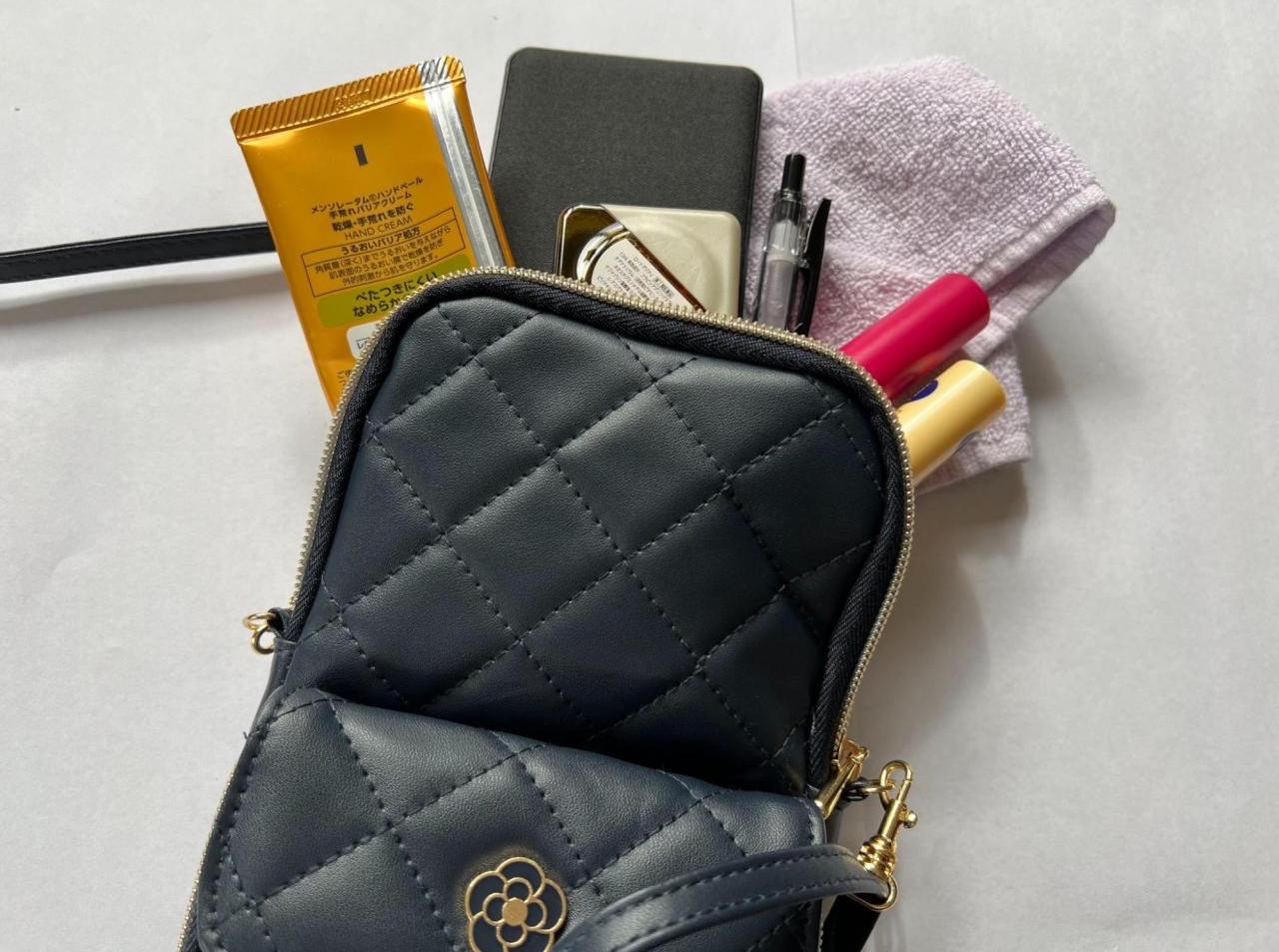 【CLATHAS クレイサス】おしゃれすぎる「スマホポーチ」お得にゲット！使いやすい？安っぽく見えない？「正直レビュー」（写真 26/35） - mimot.(ミモット)