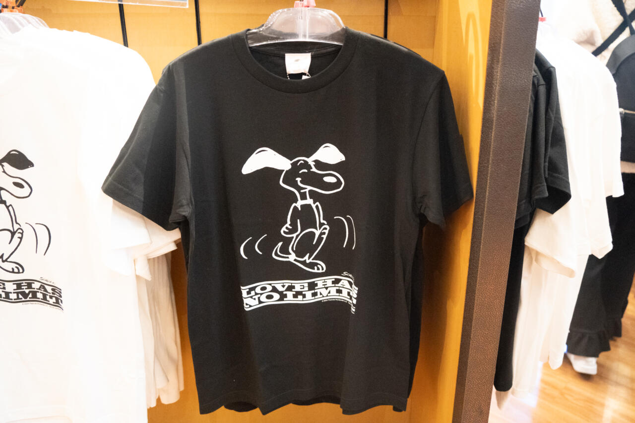 【USJ限定】スヌーピーとセサミストリートのパーカー＆Tシャツでたよ！チャリティグッズ一挙紹介♪（写真 11/76） - mimot.(ミモット)