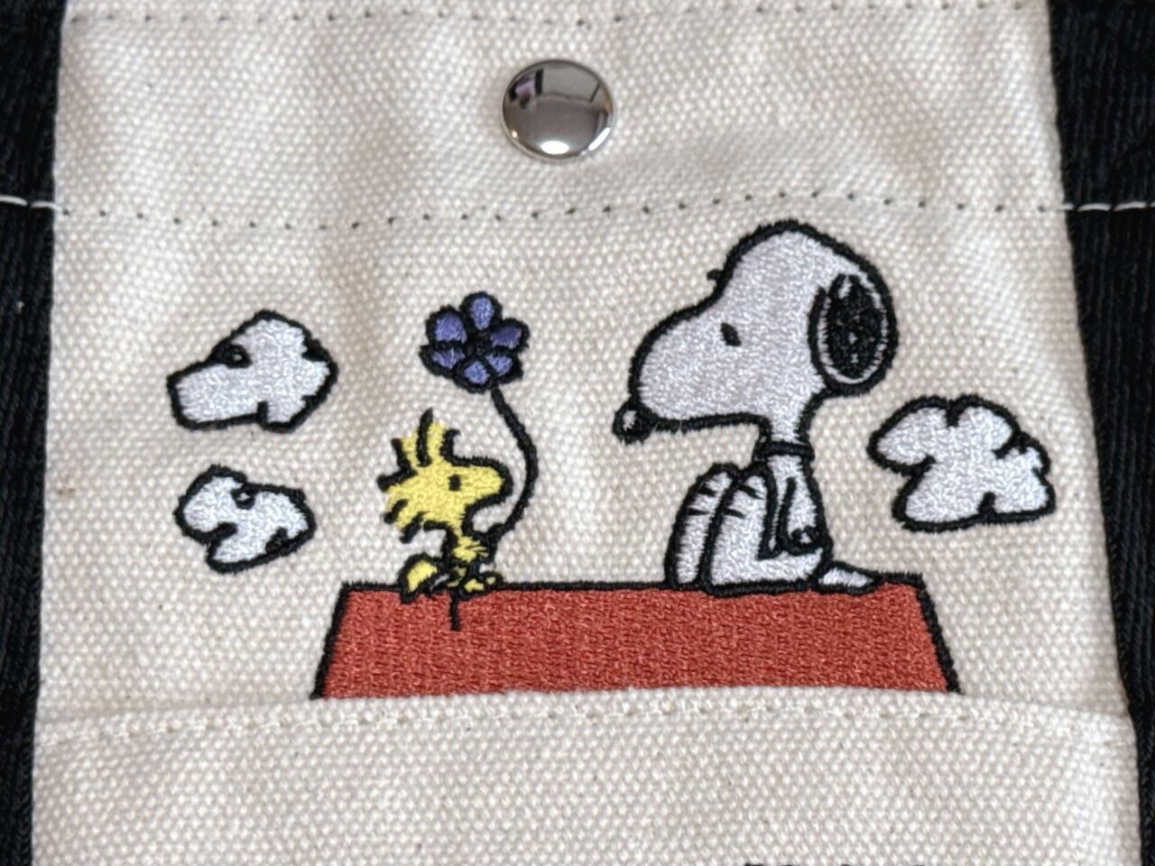 スヌーピー×紀ノ国屋の新作コラボバッグでたよ～！刺しゅうがオシャレ＆使いやすい絶妙サイズ♪（写真 2/24） - mimot.(ミモット)