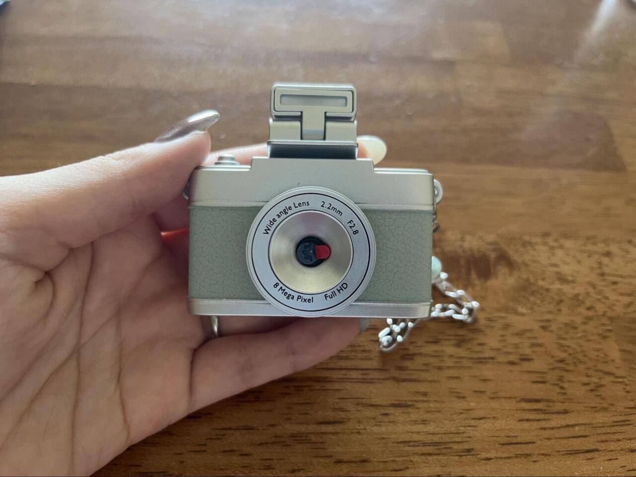レトロかわいいが止まらない！3COINSの大人気「ミニトイカメラ」で日常がちょっと特別になった♪（写真 3/24） - mimot.(ミモット)