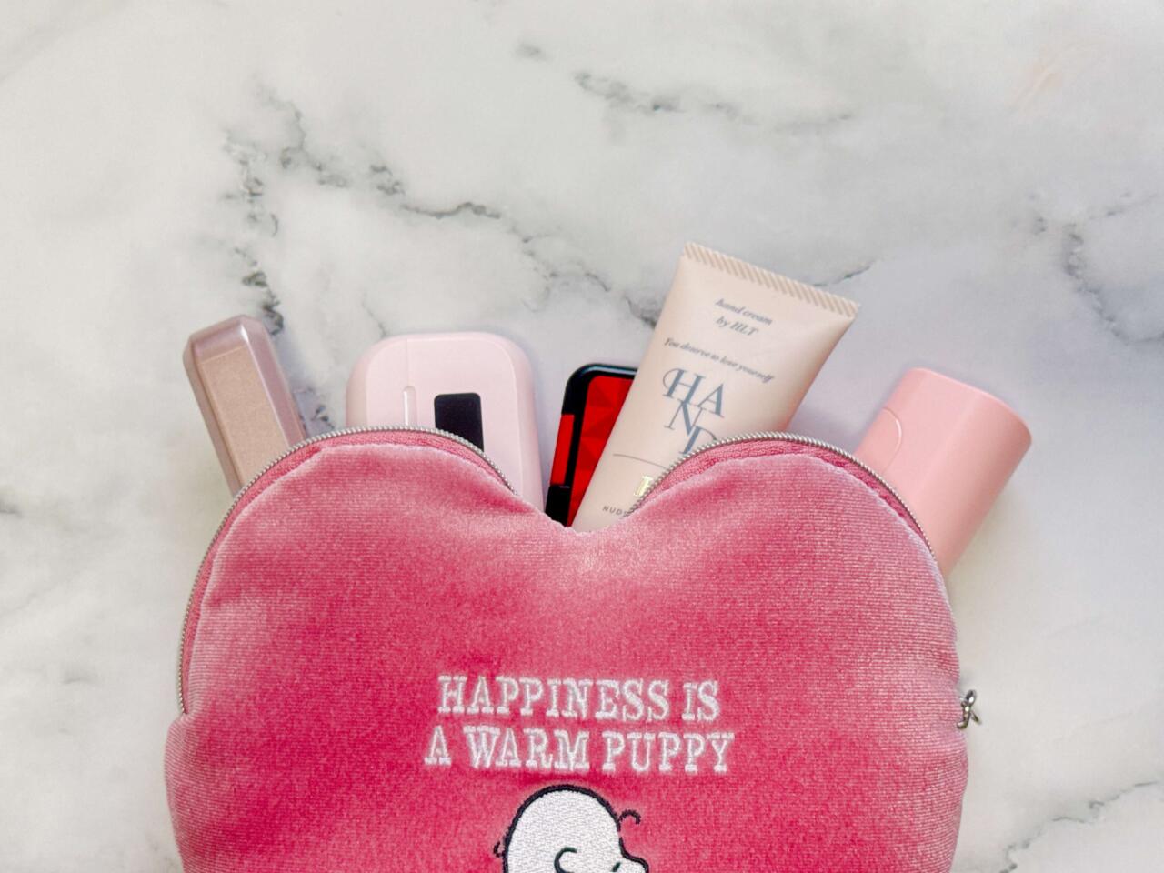 GU新作の「スヌーピー」激かわすぎポーチがオススメ♪想像以上の大容量で便利に使えるよ～！（写真 9/24） - mimot.(ミモット)