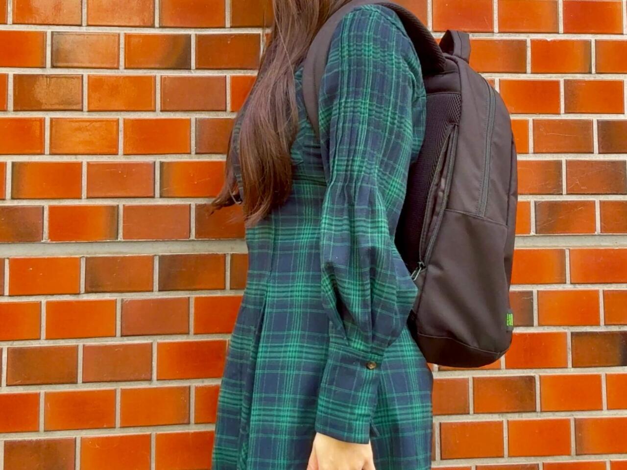 すっきりお洒落シルエット♪【しまむら新作リュック】“使いやすさにこだわった”万能さで背負い心地も （写真 2/36） - mimot.(ミモット)