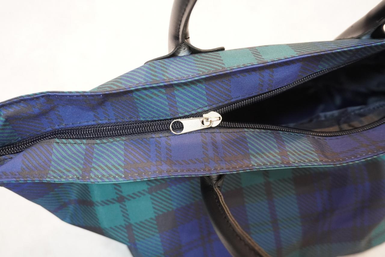 流行に左右されない上品なトートバッグを本屋さんで発見！見た目以上の大容量でヘビロテ確定！（写真 11/20） - mimot.(ミモット)