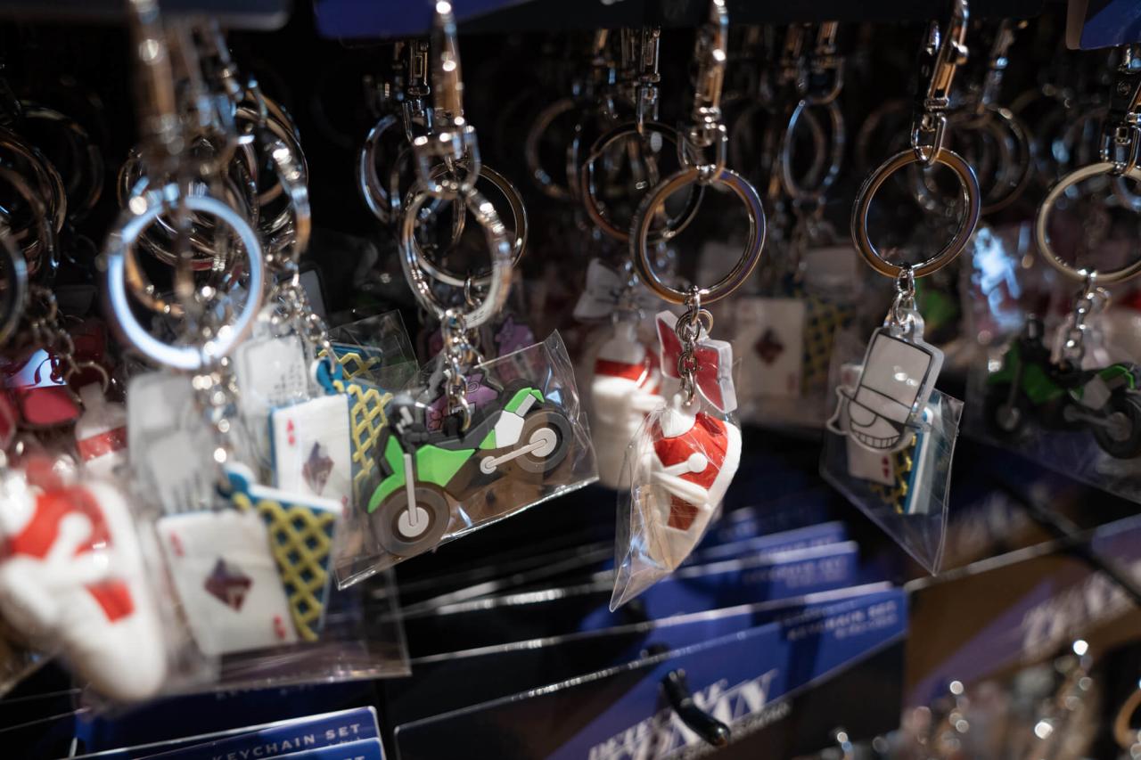 【コナン×USJ】怪盗キッドのグッズが発売！コナンと謎解きに挑む3つのアトラクション（写真 15/136） - Medery. Character's