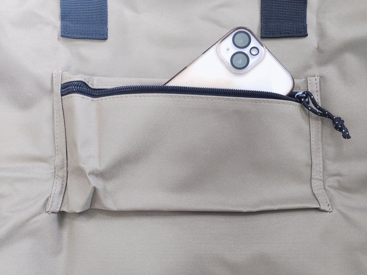 AIGLEのボストンバッグ付録がめちゃ使える！2way仕様＆2泊分いけそうな大容量♪（写真 14/24） - mimot.(ミモット)