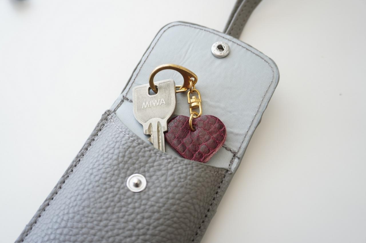 ダイソーならオシャレな高見え「カードケース」も買えちゃうよ！便利なおすすめ4選（写真 15/18） - mimot.(ミモット)