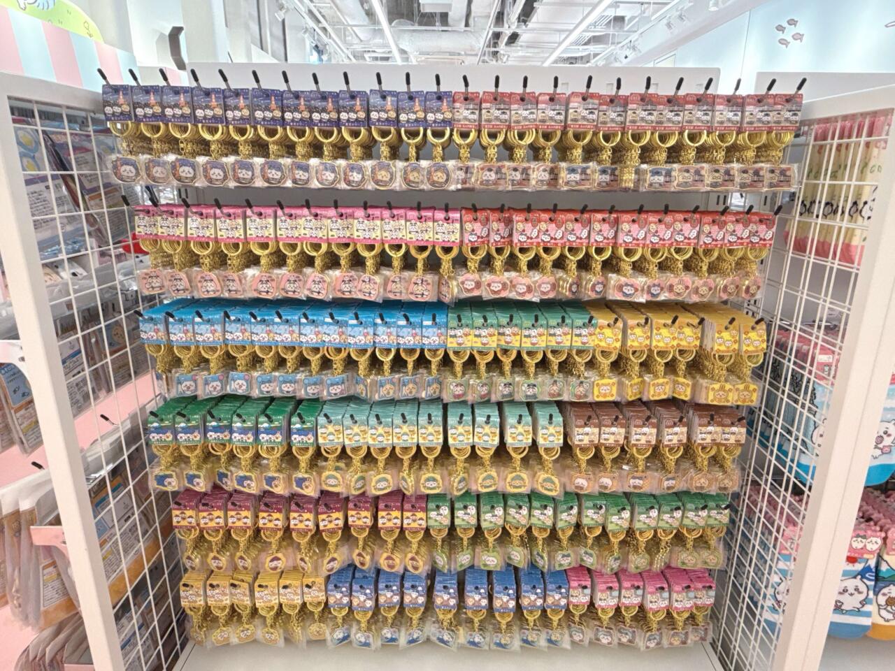 ついにオープン！「ちいかわらんど新宿店」に度肝を抜かれた…見どころはエモすぎるココ♪（写真 35/65） - mimot.(ミモット)