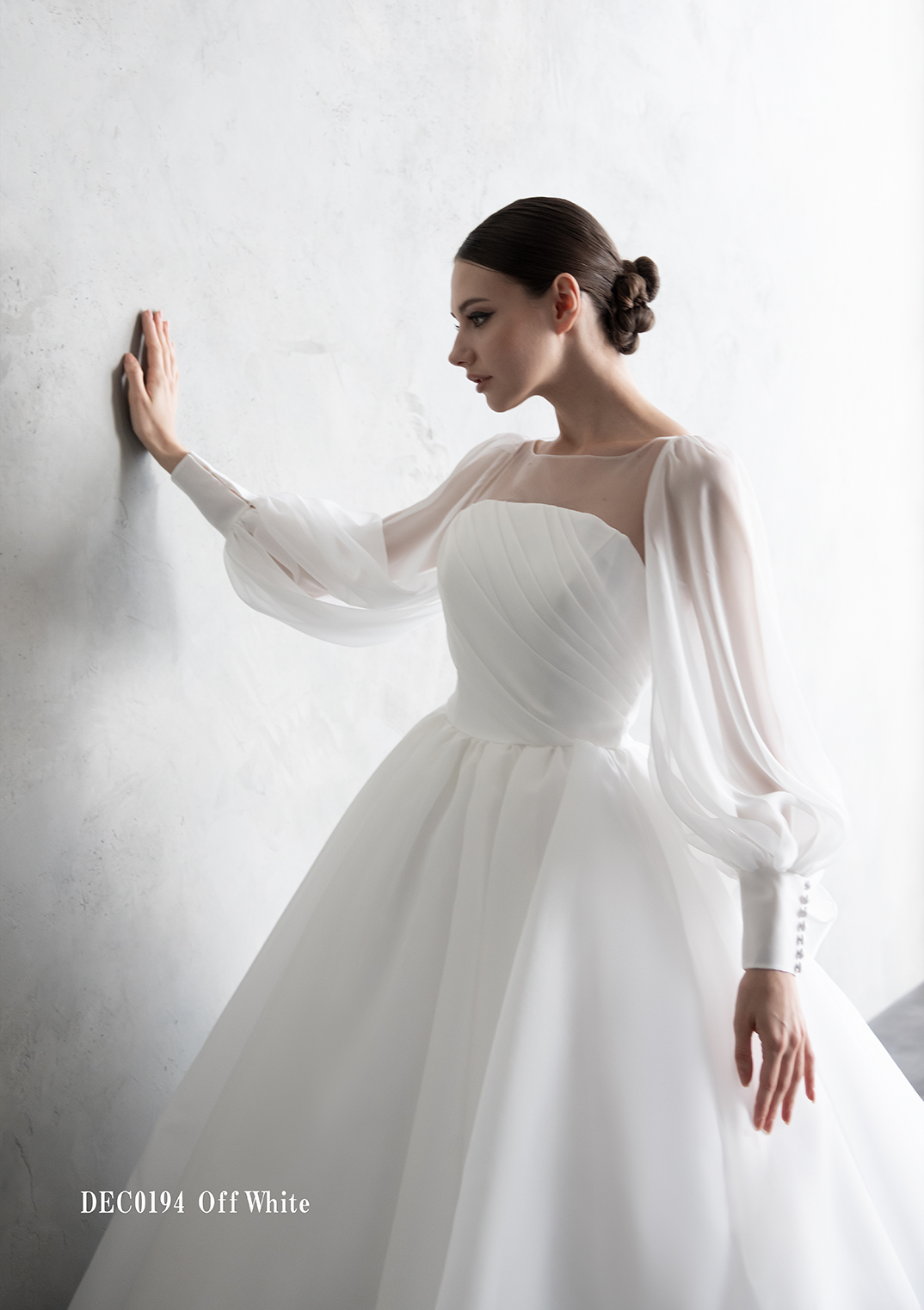 上品なシンプルさと可憐なかわいさ！「クレアデコールの新作ウェディングドレス」（写真 14/26） - mimot.(ミモット)