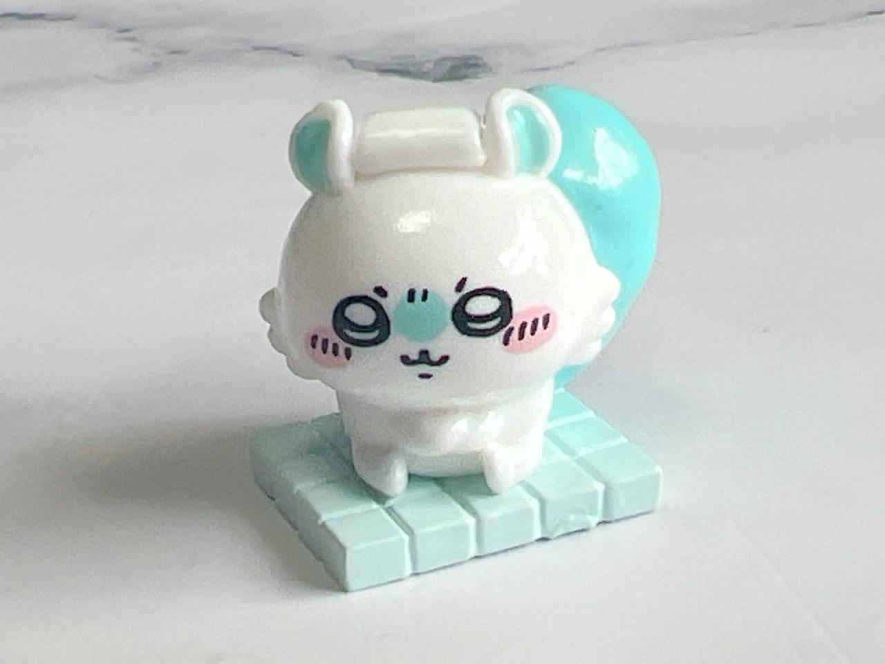 【ちいかわ】大人気「びっくらたまご」新作すべてを徹底レビュー！カニちゃんが初登場だよ♪（写真 8/36） - mimot.(ミモット)