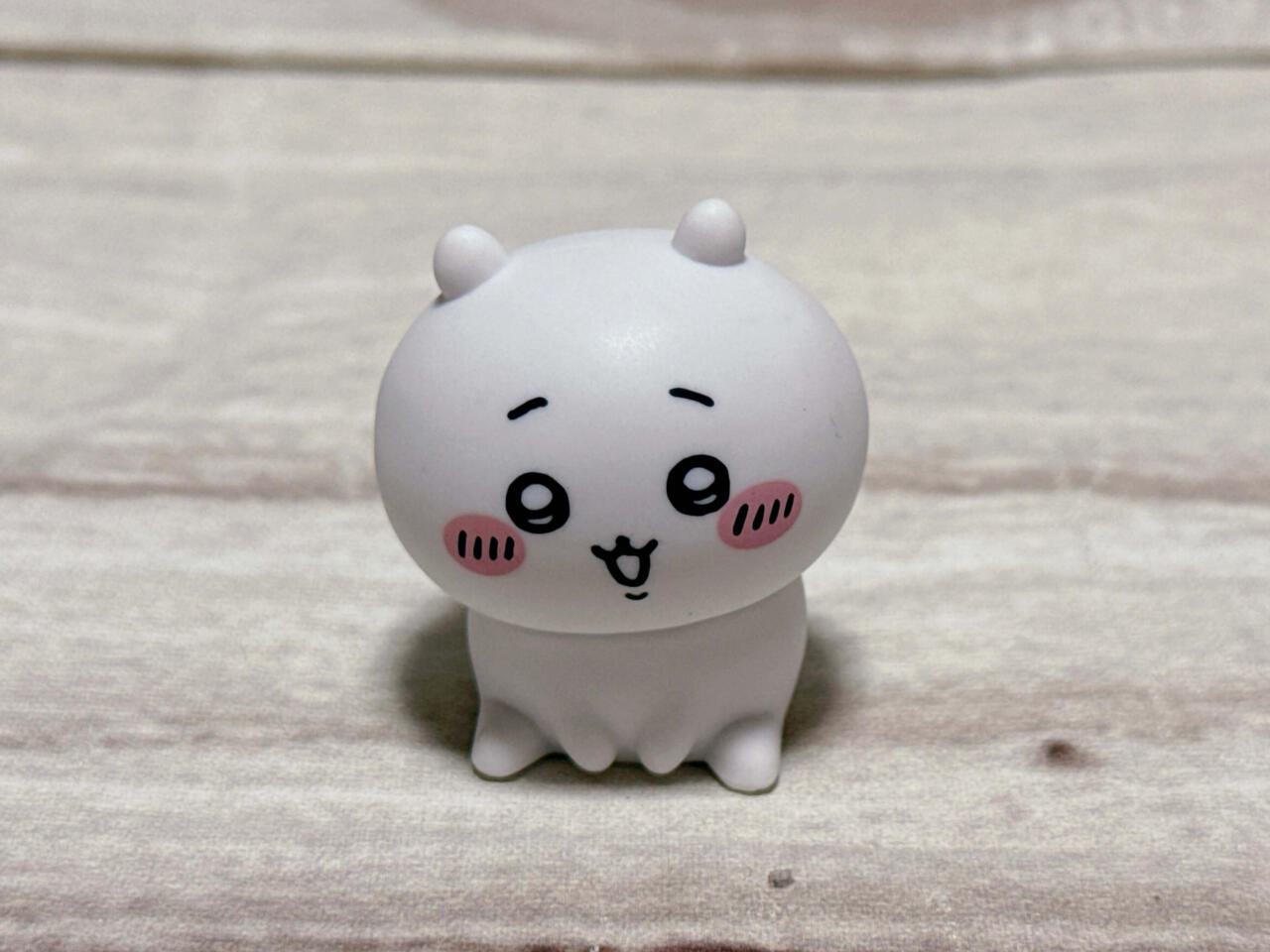 約2年ぶりの新作！100円ショップのちいかわ「インテリアミニフィギュア」並べてわかる圧倒的かわいさ♪（写真 4/30） - mimot.(ミモット)