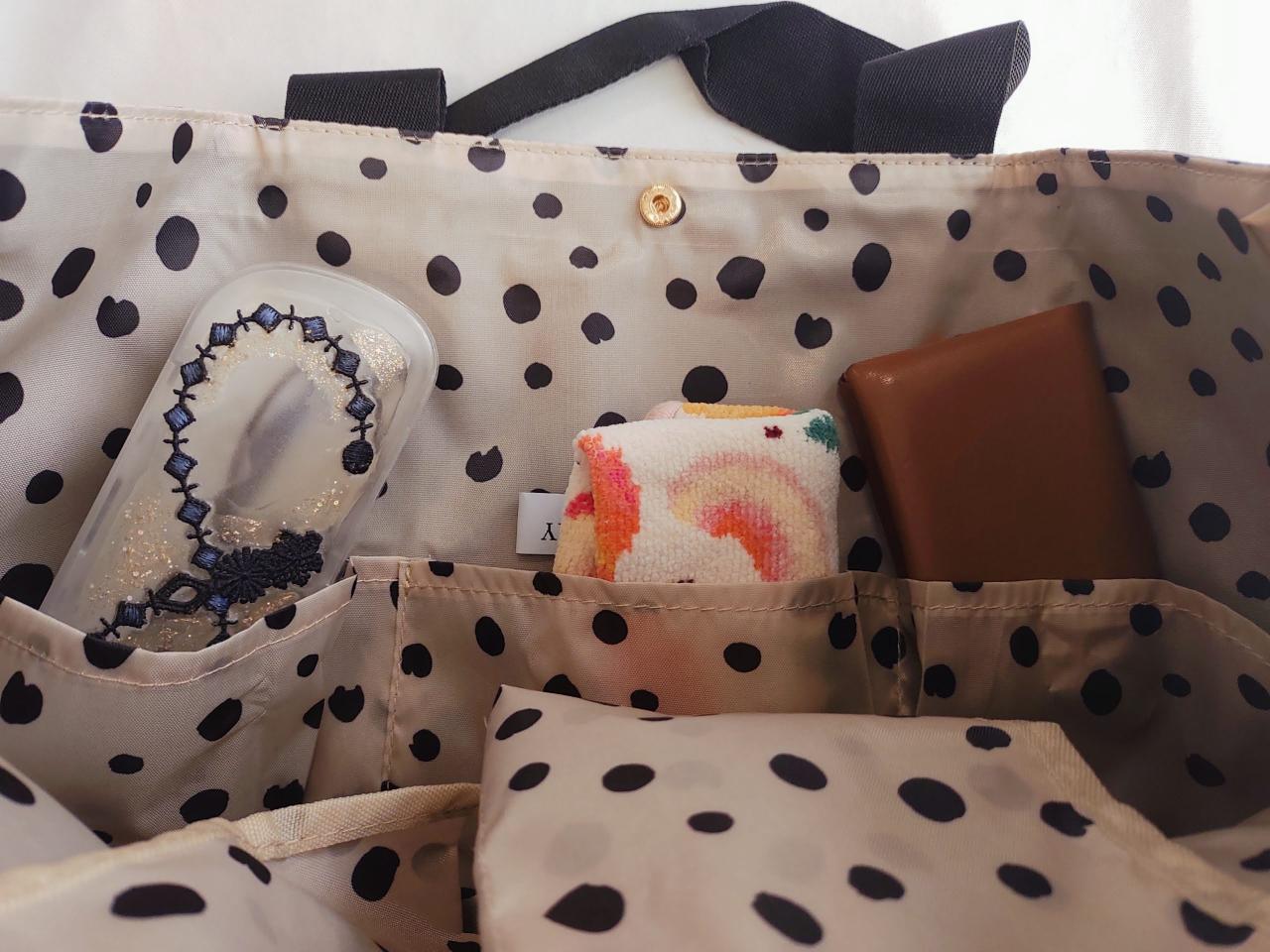 ツモリチサトの上品＆ポケットたくさんトートバッグが付録で登場！隠れネコもいるよ♪（写真 17/26） - mimot.(ミモット)