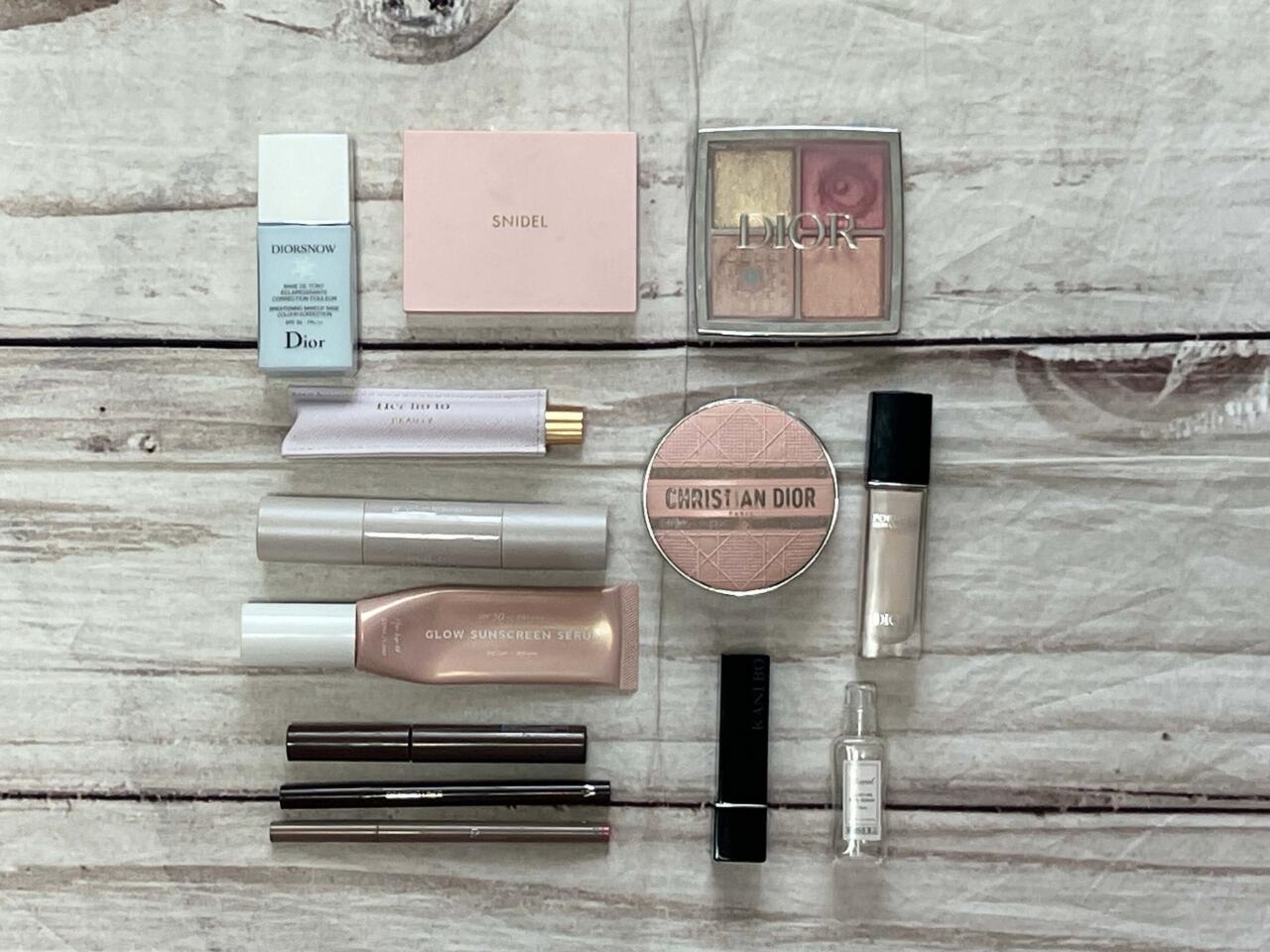 【ロベルタ ディ カメリーノ】スエード調のクラシカルな上品ポーチが付録に！ちょうどいいサイズ感♪（写真 15/19） - mimot.(ミモット)