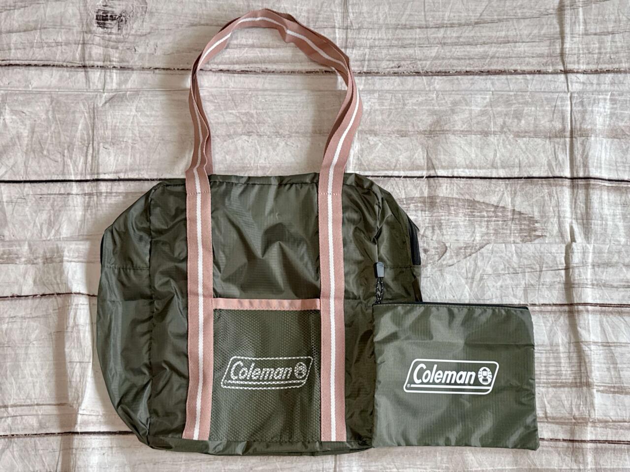 Colemanのすごい便利なバッグ付録でたよ！大容量＆軽量でカーキとくすみピンクの持ち手がおしゃれ♪（写真 5/29） - mimot.(ミモット)