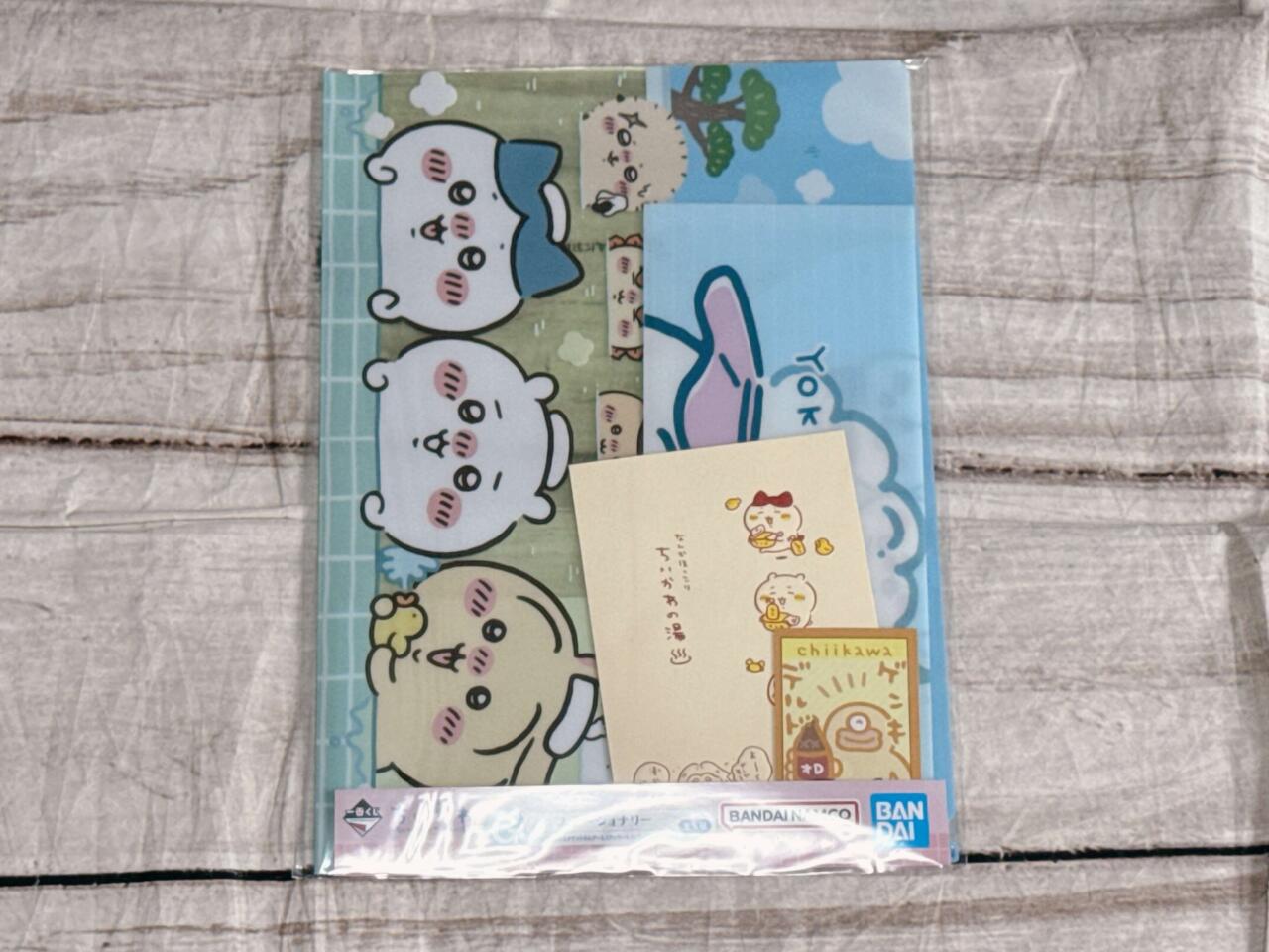 ファミマで「ちいかわ 一番くじ」がはじまったよ～！実用性抜群のグッズに歓喜♪【景品レビュー】（写真 9/47） - mimot.(ミモット)