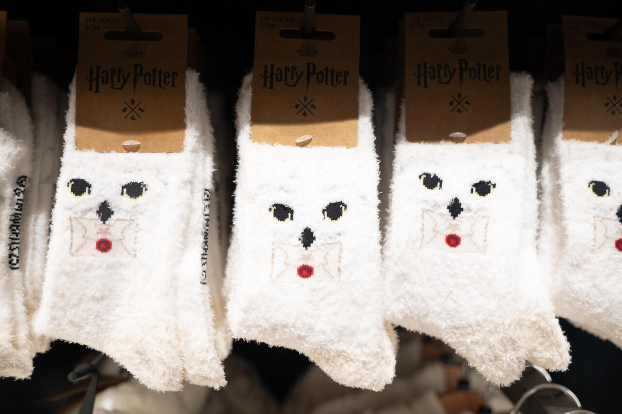 【ハリー・ポッター】ホワイトファッションがおしゃれ！新登場の限定グッズをチェック♪（写真 8/135） - mimot.(ミモット)