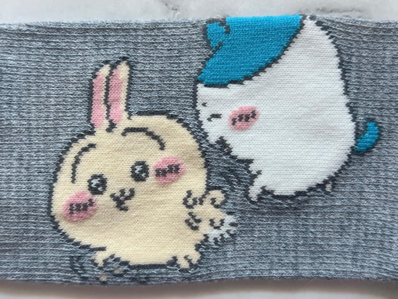 ハニーズから「ちいかわ」新作ソックスが出たよ！どんぐり帽子のハチワレが激かわ♪（写真 22/35） - mimot.(ミモット)