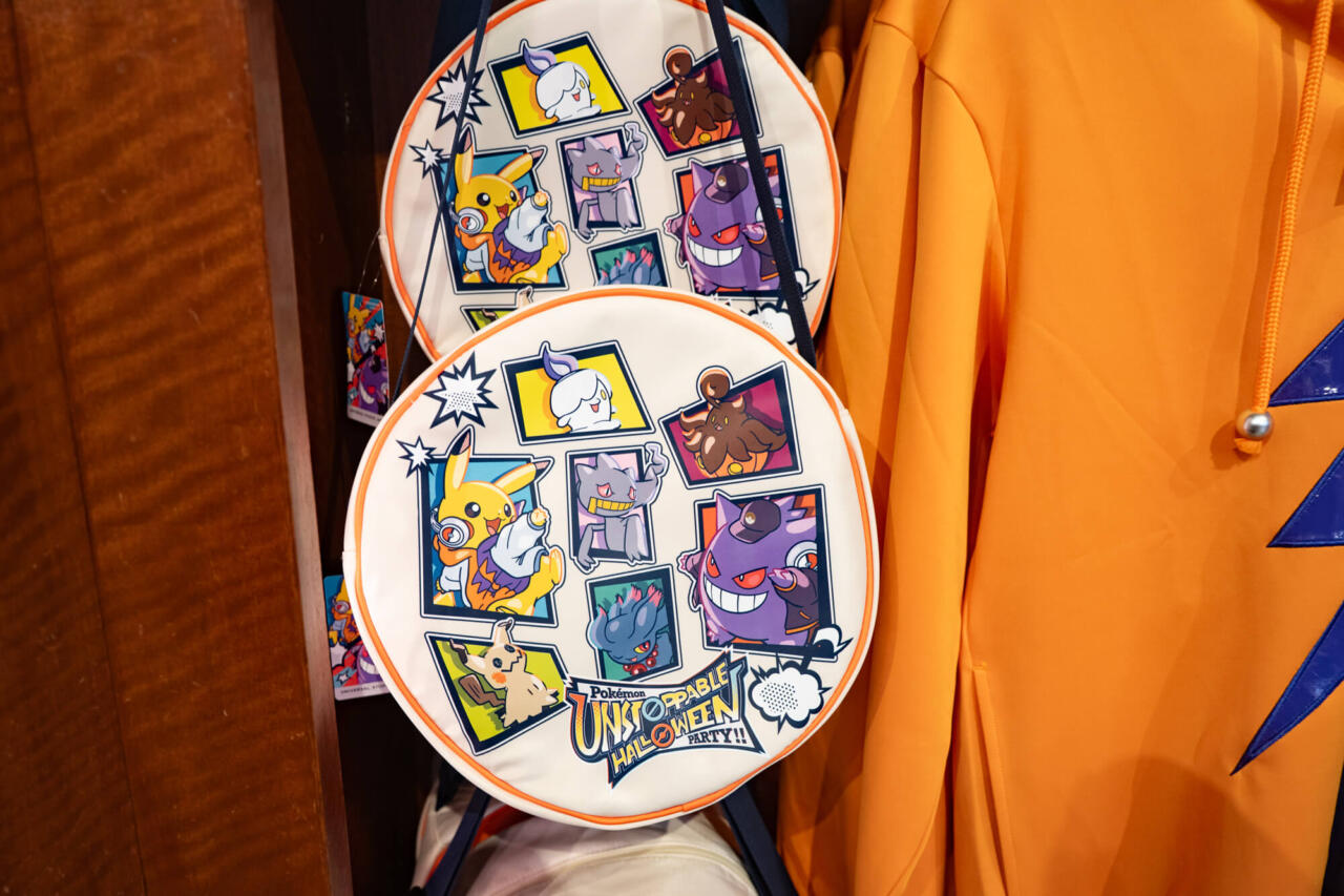 バッグやファッショングッズが大充実！【ポケモン×ハロウィーン】USJ限定グッズに注目♪（写真 15/79） - mimot.(ミモット)