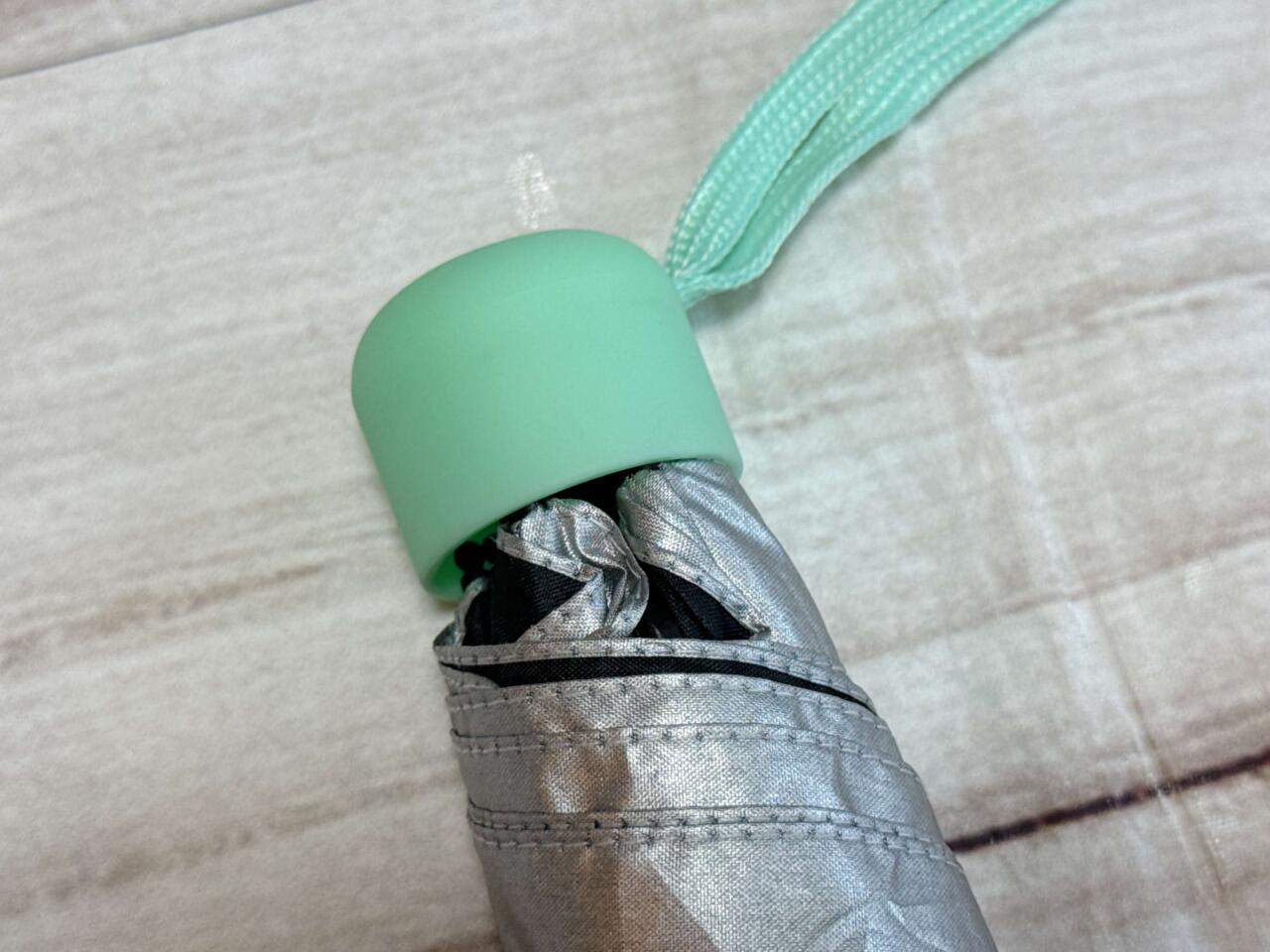 これ付録とは思えない…！紀ノ国屋コラボの「晴雨兼用折りたたみ傘」オシャレ配色が最大の推しポイント♪（写真 7/18） - mimot.(ミモット)